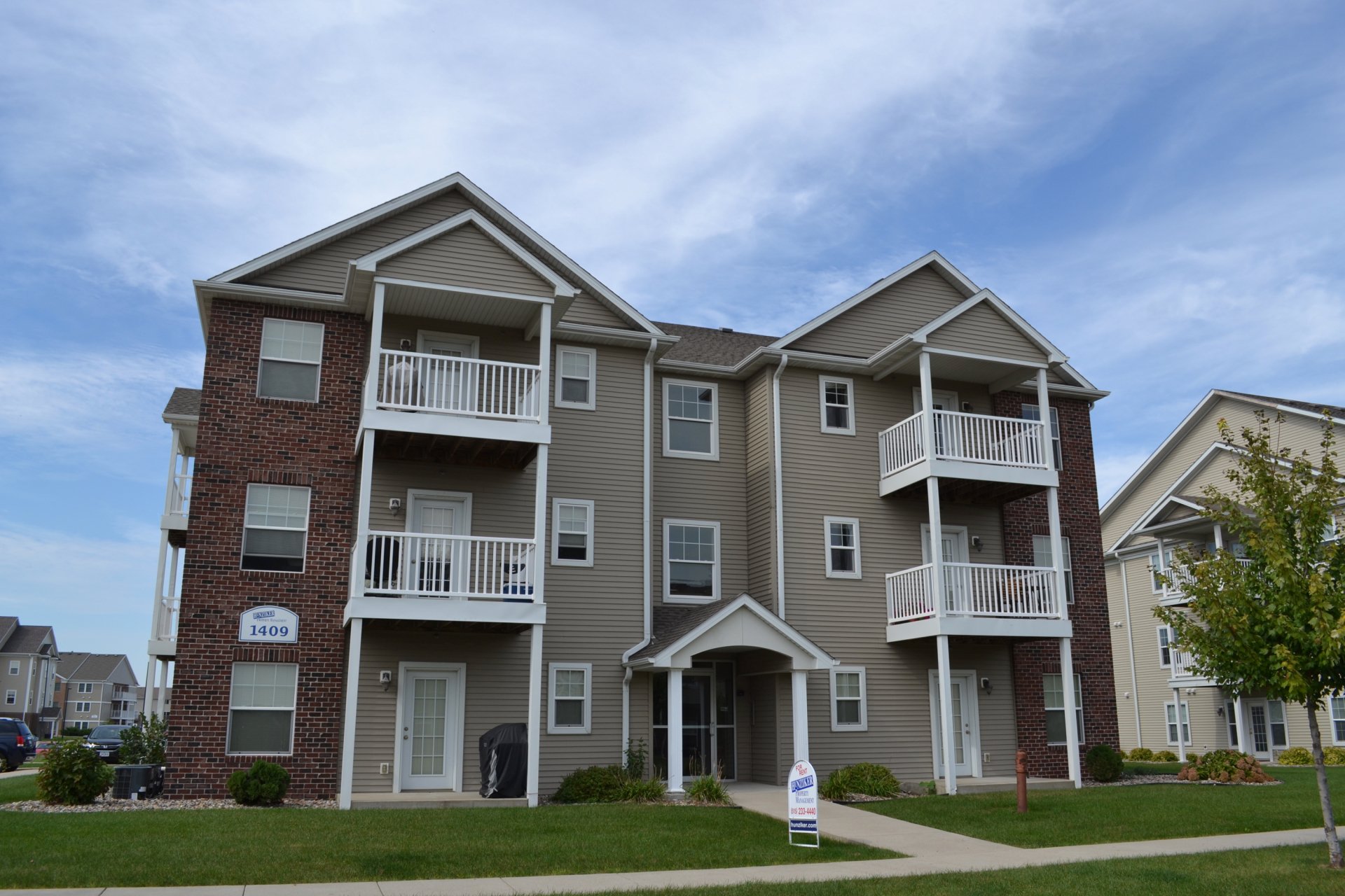 Living in Ames, Iowa - Ames Apartments for Rent by Hunziker