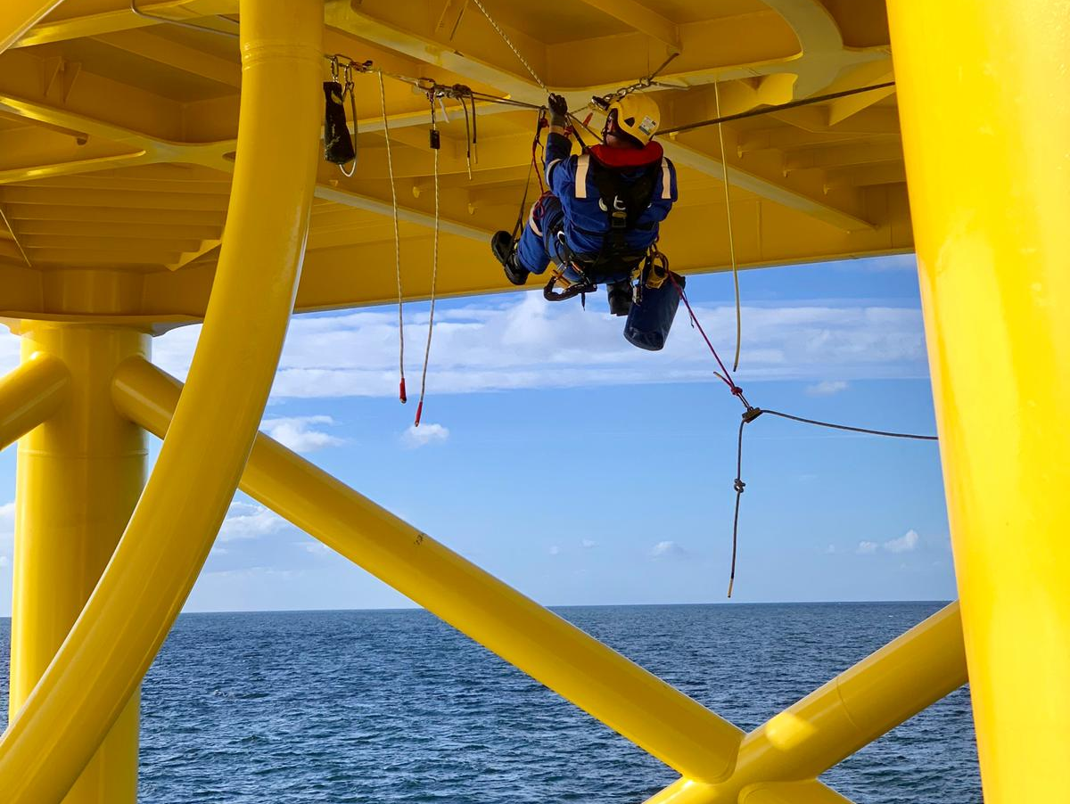 Rope Access Paint Inspection & Coating Inspection | Dangle