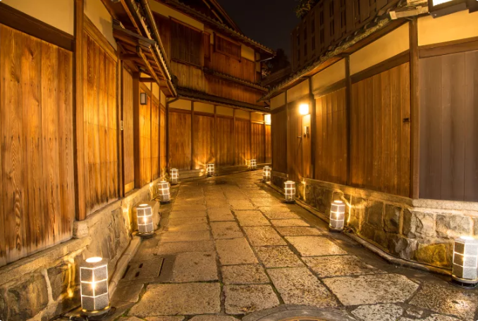 Découvrez High Higashiyama et ses illuminations