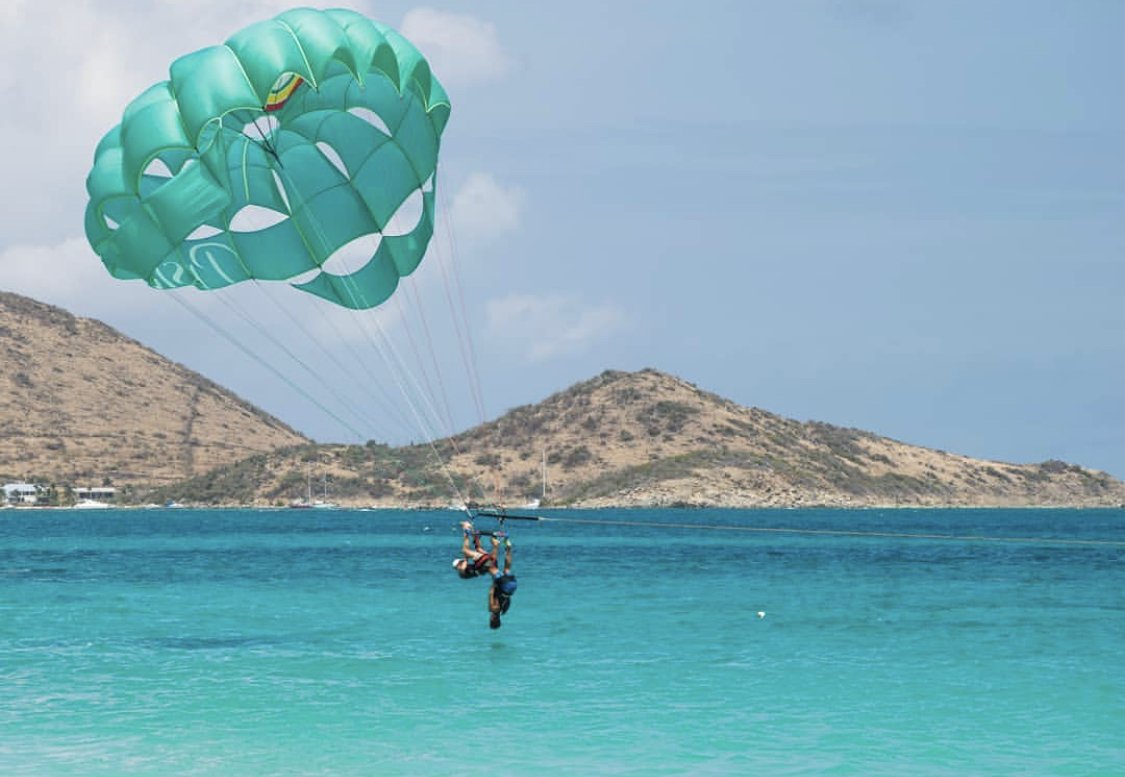 Parasailing in Orient Beach: best ocean view ever recorded