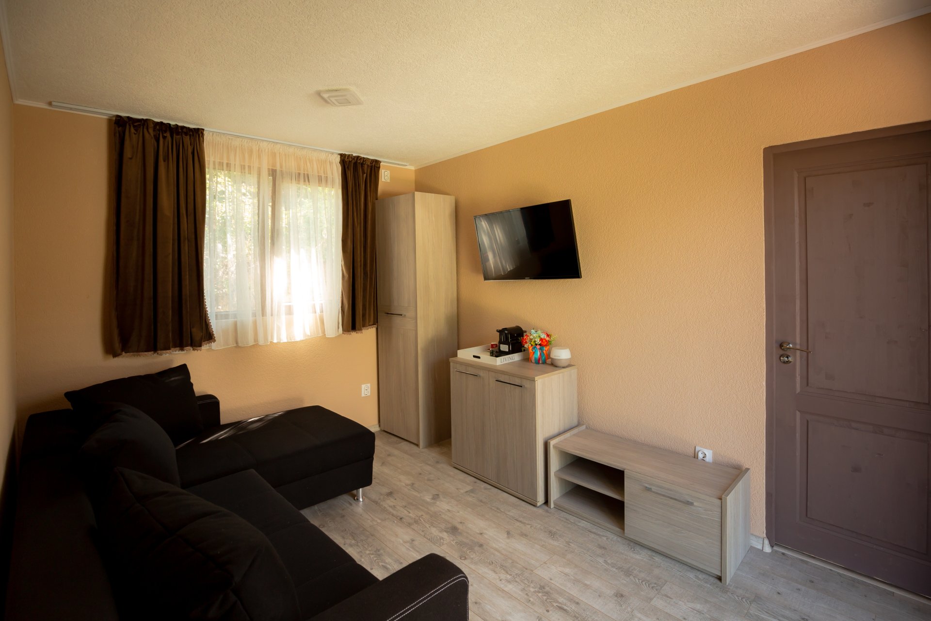 Imagini La Grotta Resort - Vadu Crisului