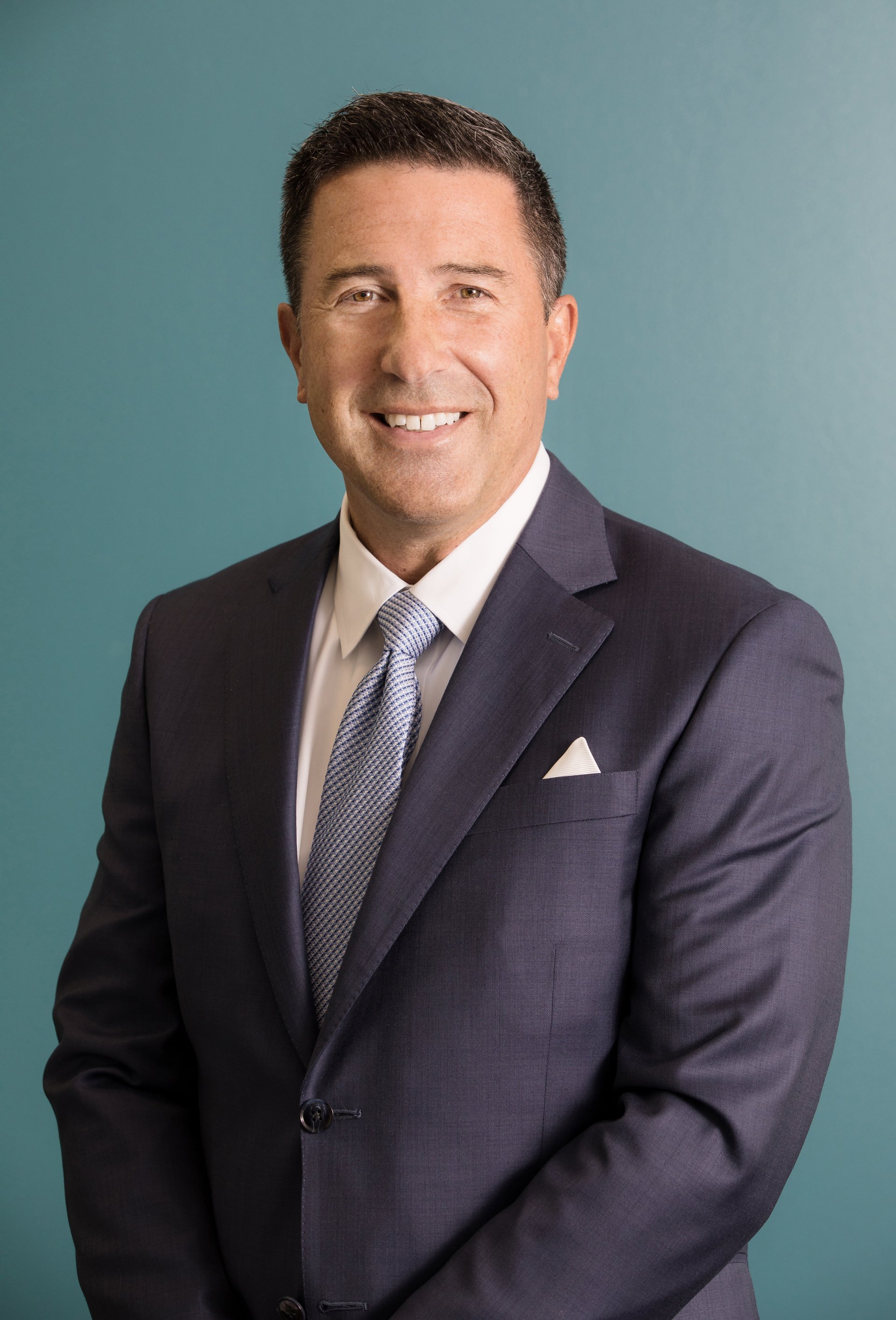 HEADSHOTS ORANGE COUNTY | MODERN CORPORATE BRANDING