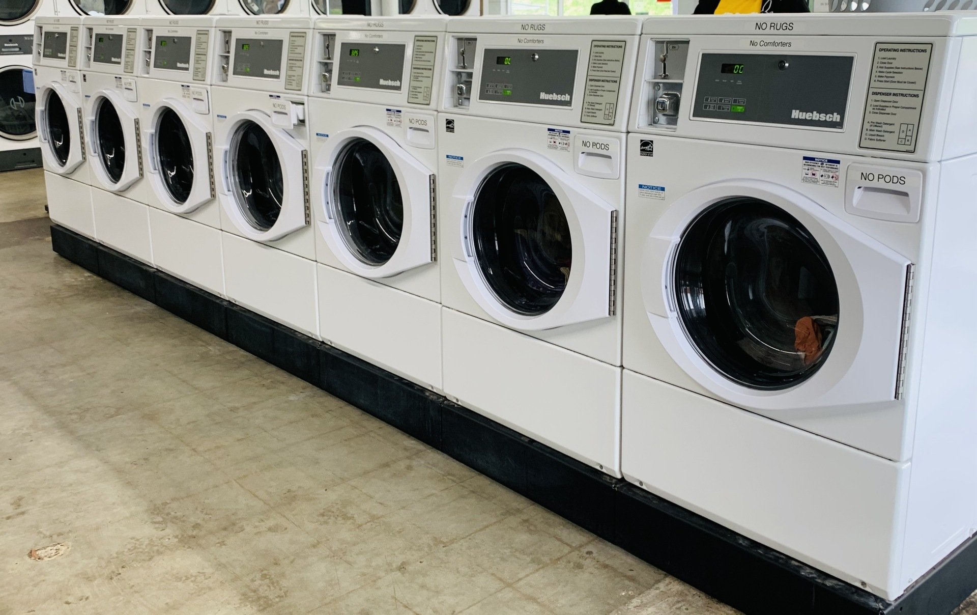 Laundry Facility – Pine Bluff, AR – Purnell’s Mini Storage & Coin Laundry