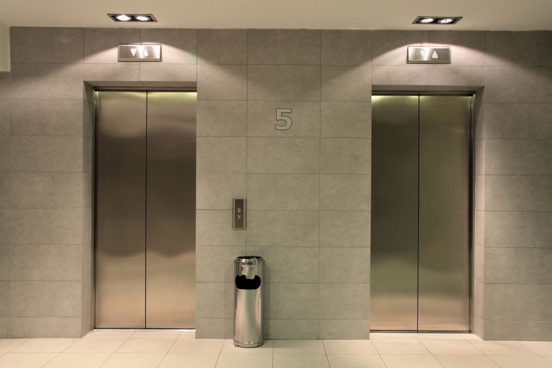 Efficient lift maintenance | Direct Lift Repair Services