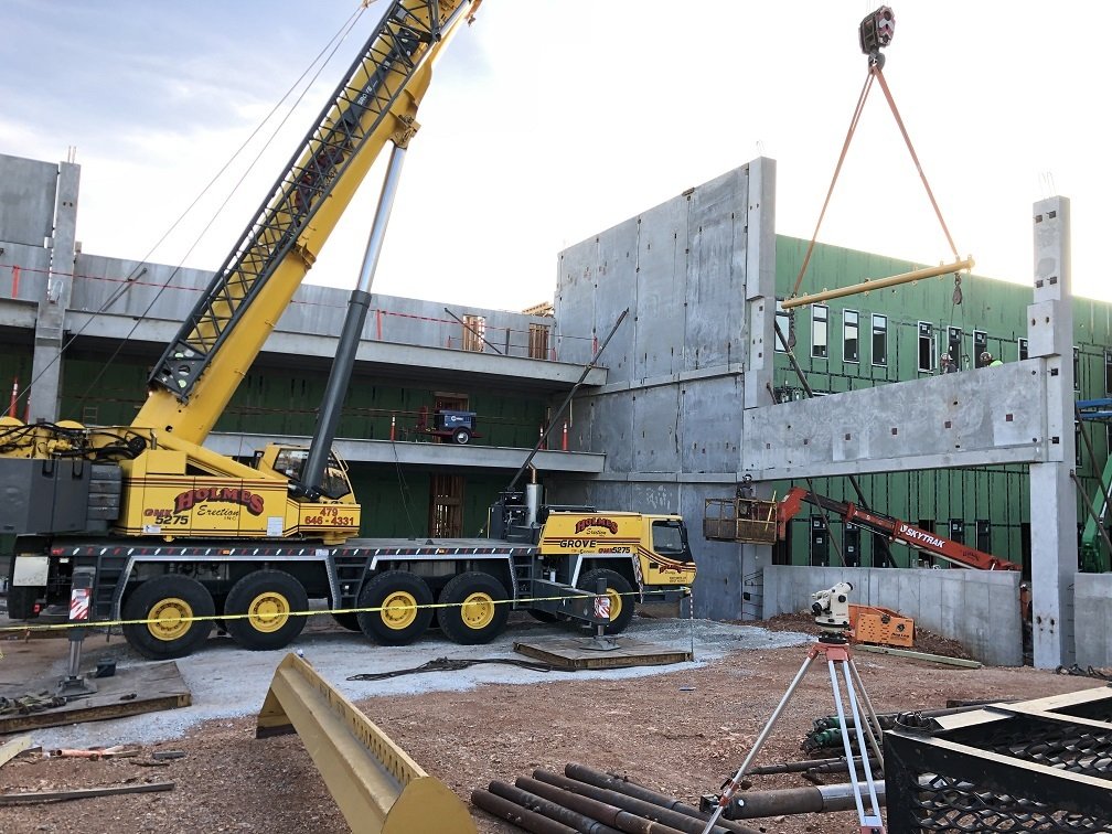 Motor Crane & Forklift Rental | Fort Smith, AR | Holmes Erection Inc.