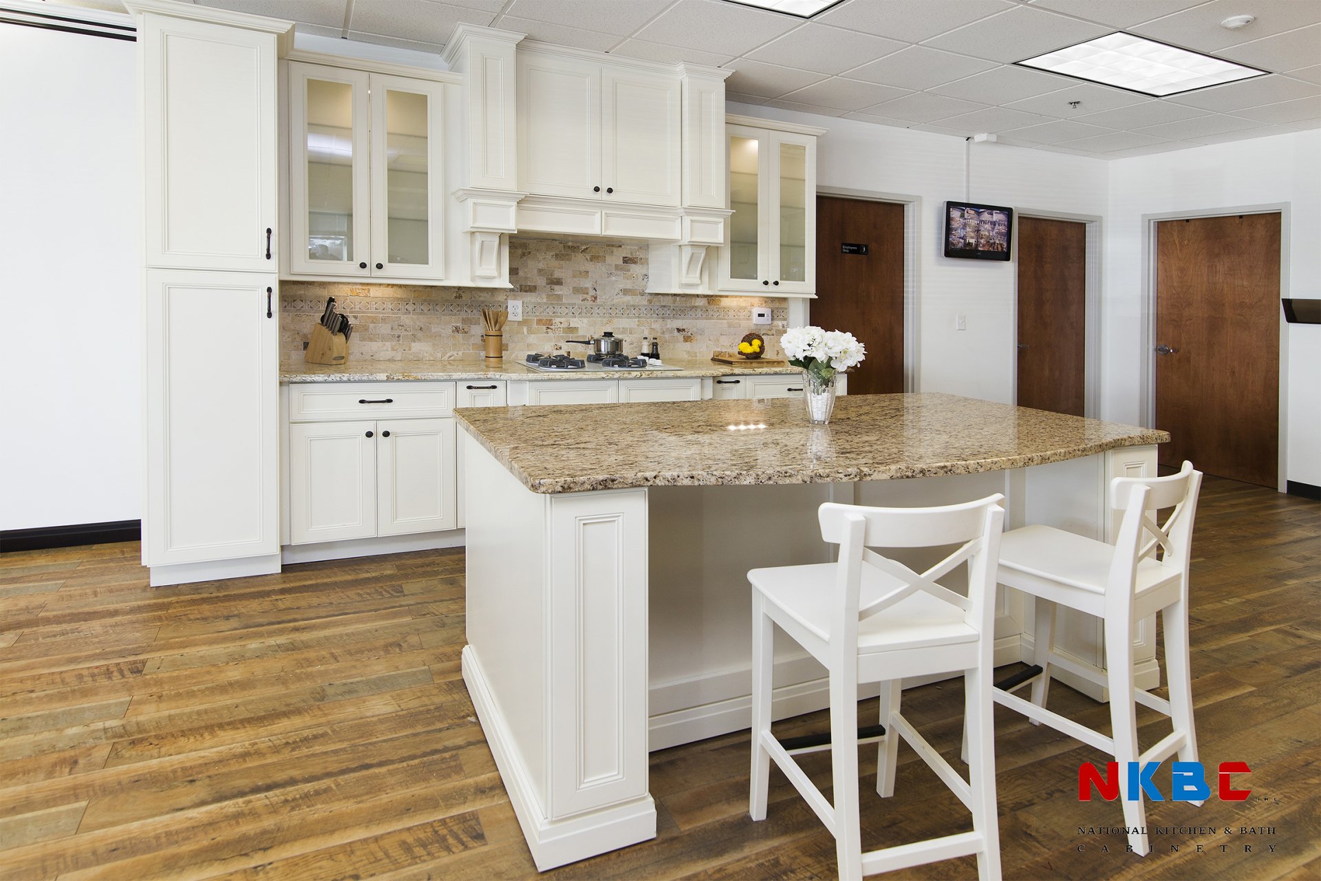 French Vanilla | Chicago & Bolingbrook, IL | National Kitchen & Bath ...