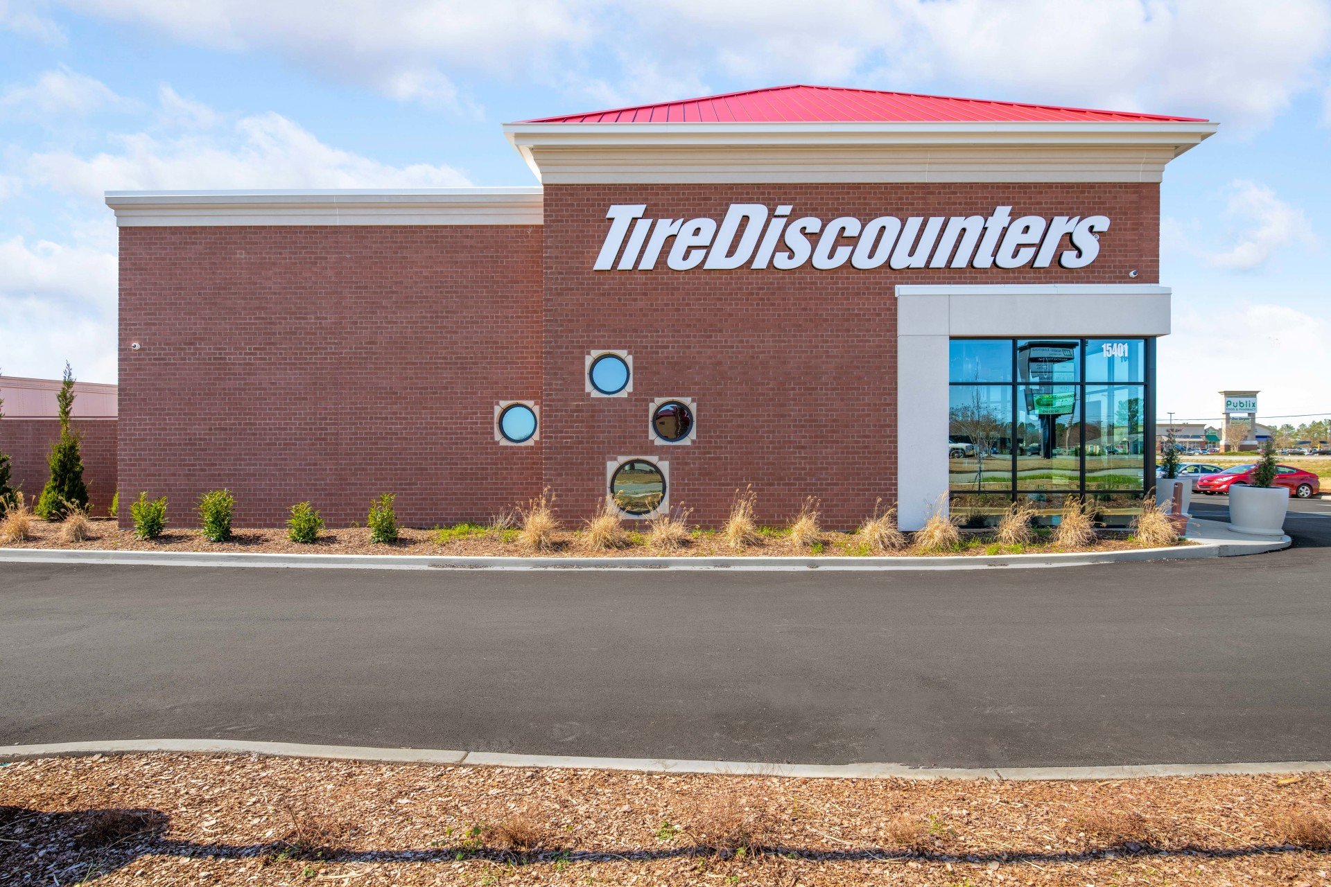 Tire Discounters | Commercial Construction In Chattanooga, TN
