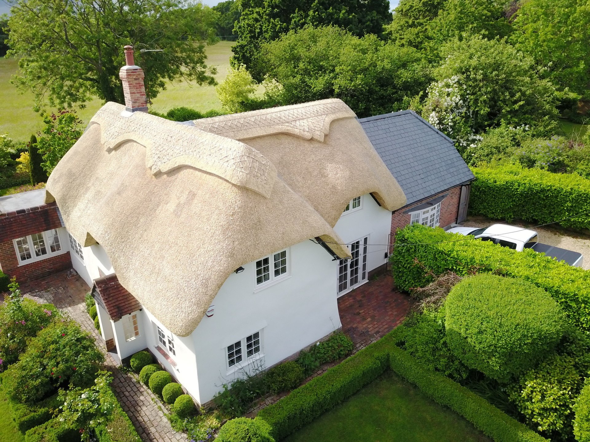 Thatchers | Howard Empson Thatching