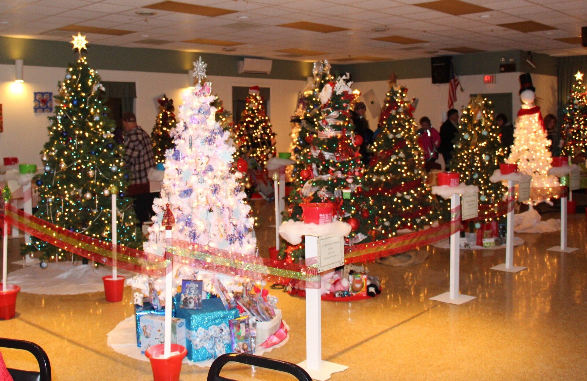 FESTIVAL OF TREES
