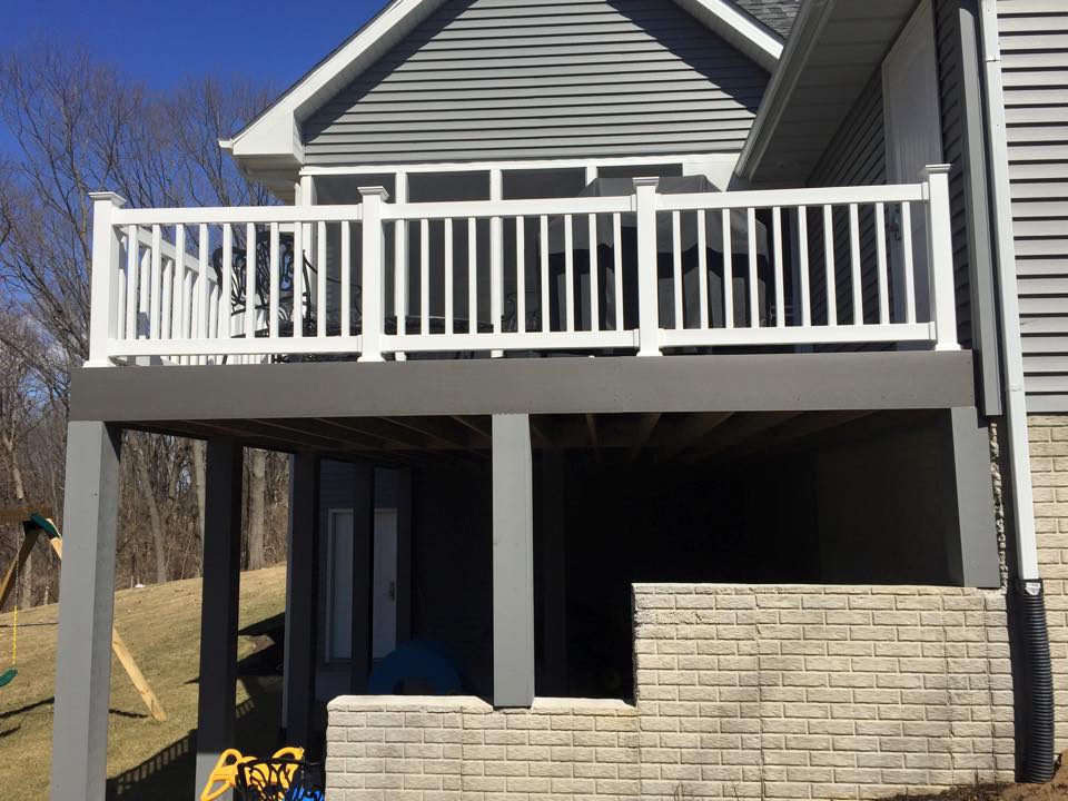 MVP Vinyl Railing Systems | Midwest Vinyl Products