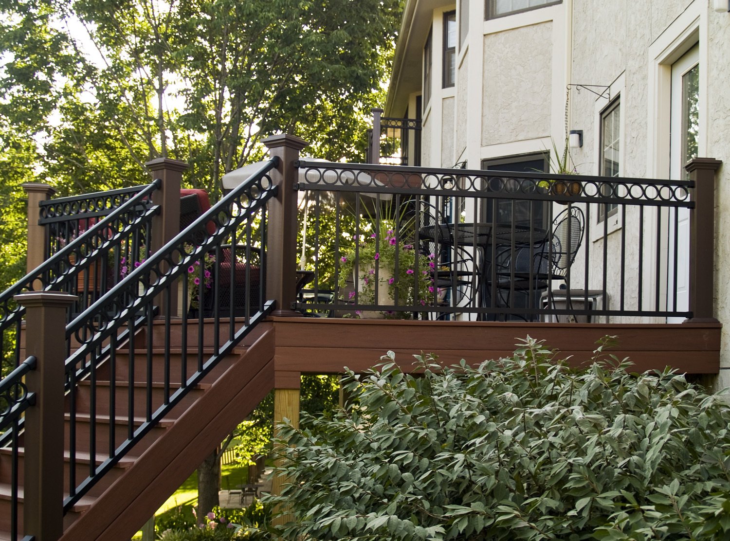 Aluminum Railing Designs | Midwest Vinyl Products