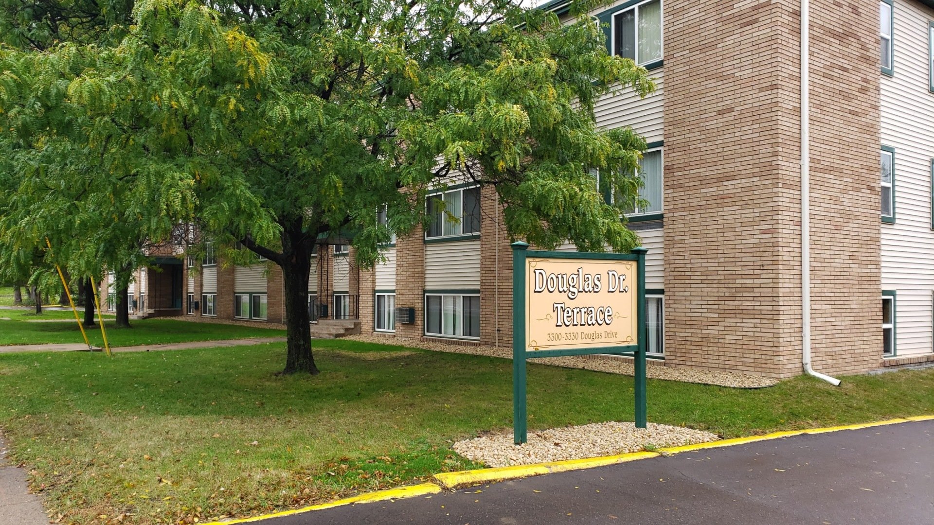 Douglas Terrace Apartments - Gardner Properties III, LLC