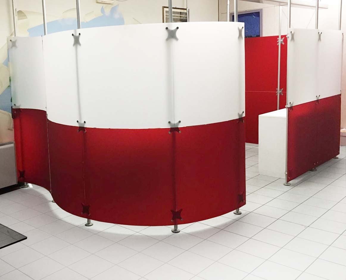 Tabiques móviles: paredes curvas modulares autoportantes