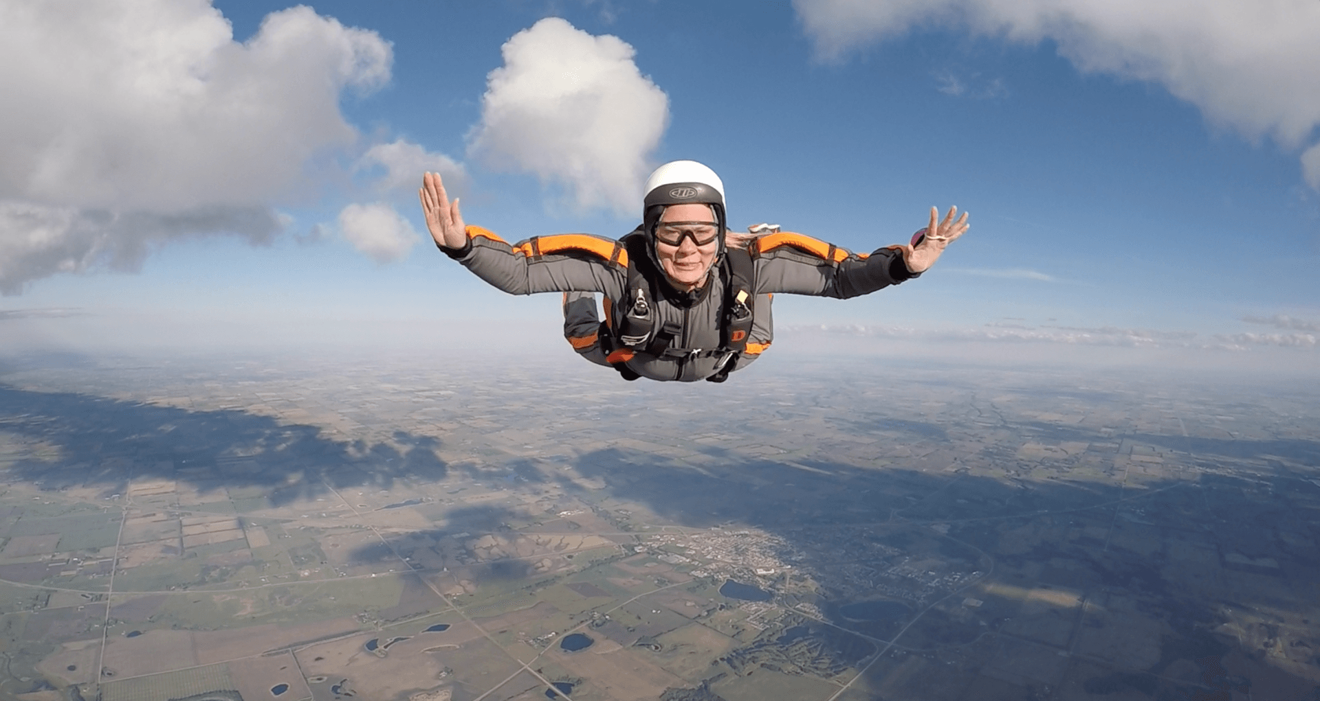 Skydive School | Skydive Extreme Calgary | Calgary, AB