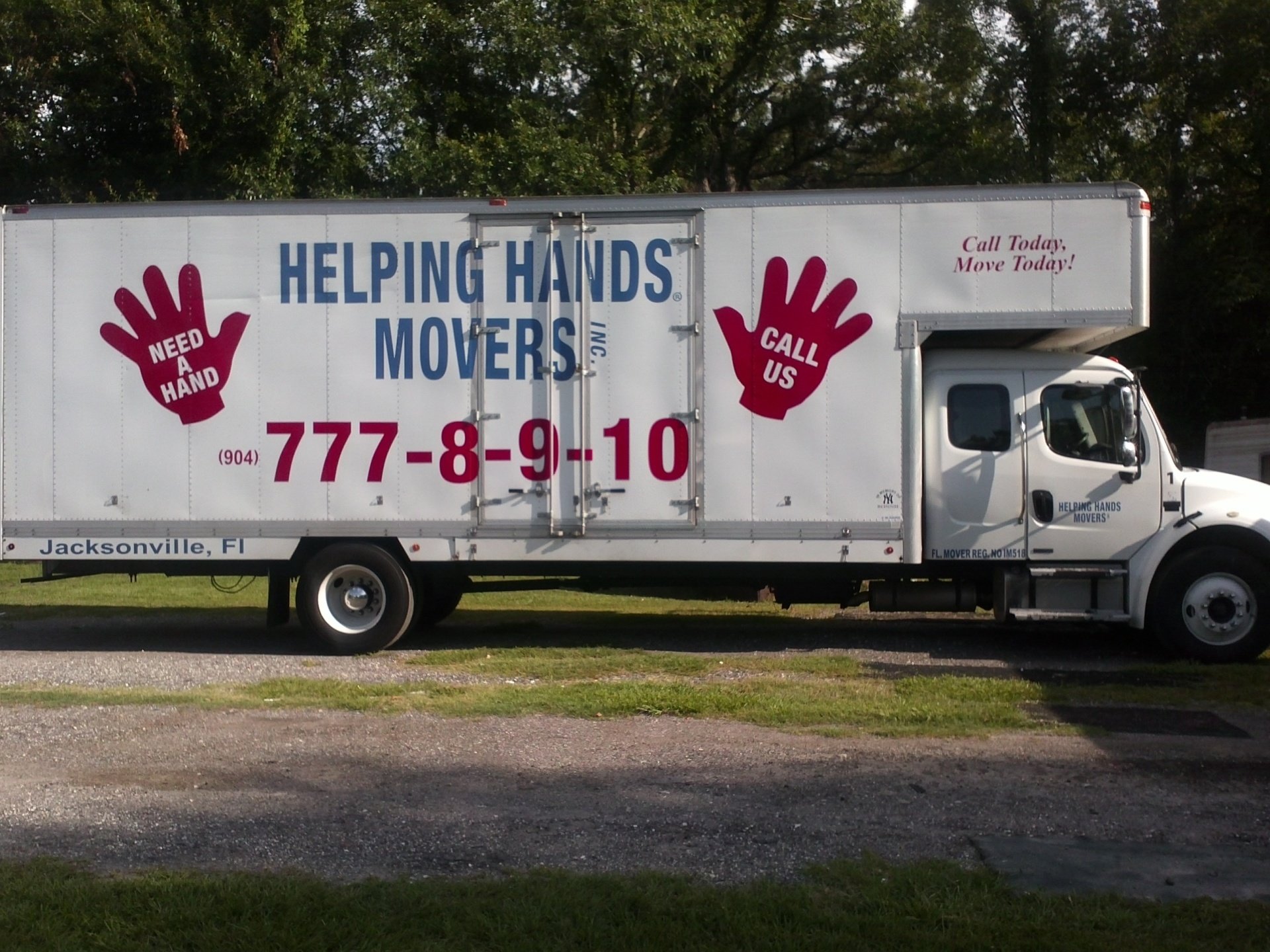 Helping Hands Movers Inc. | Jacksonville, FL