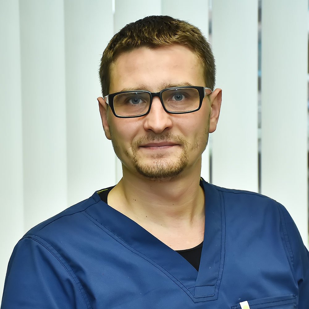 Specialistai | Aurodenta