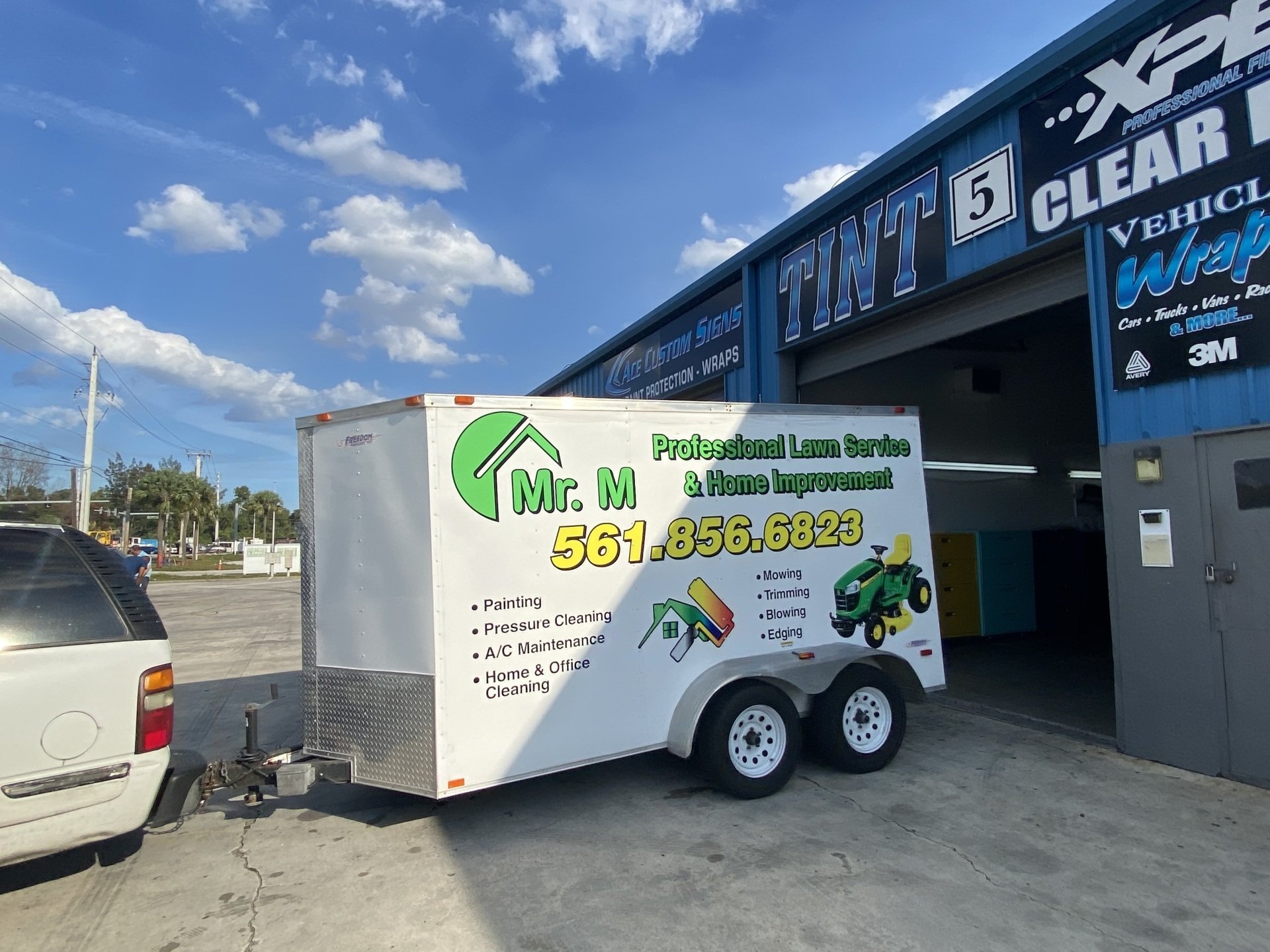 Photo Gallery for Vehicle Lettering