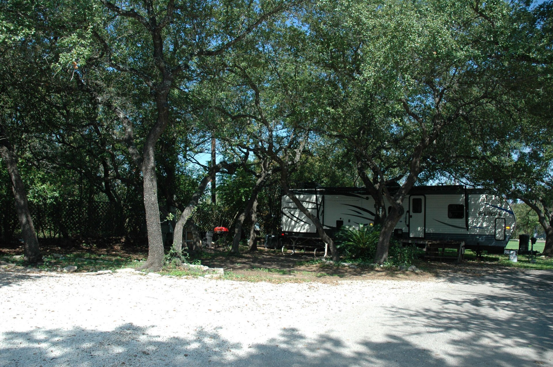 Amenities | Lake Travis Inn & RV Park