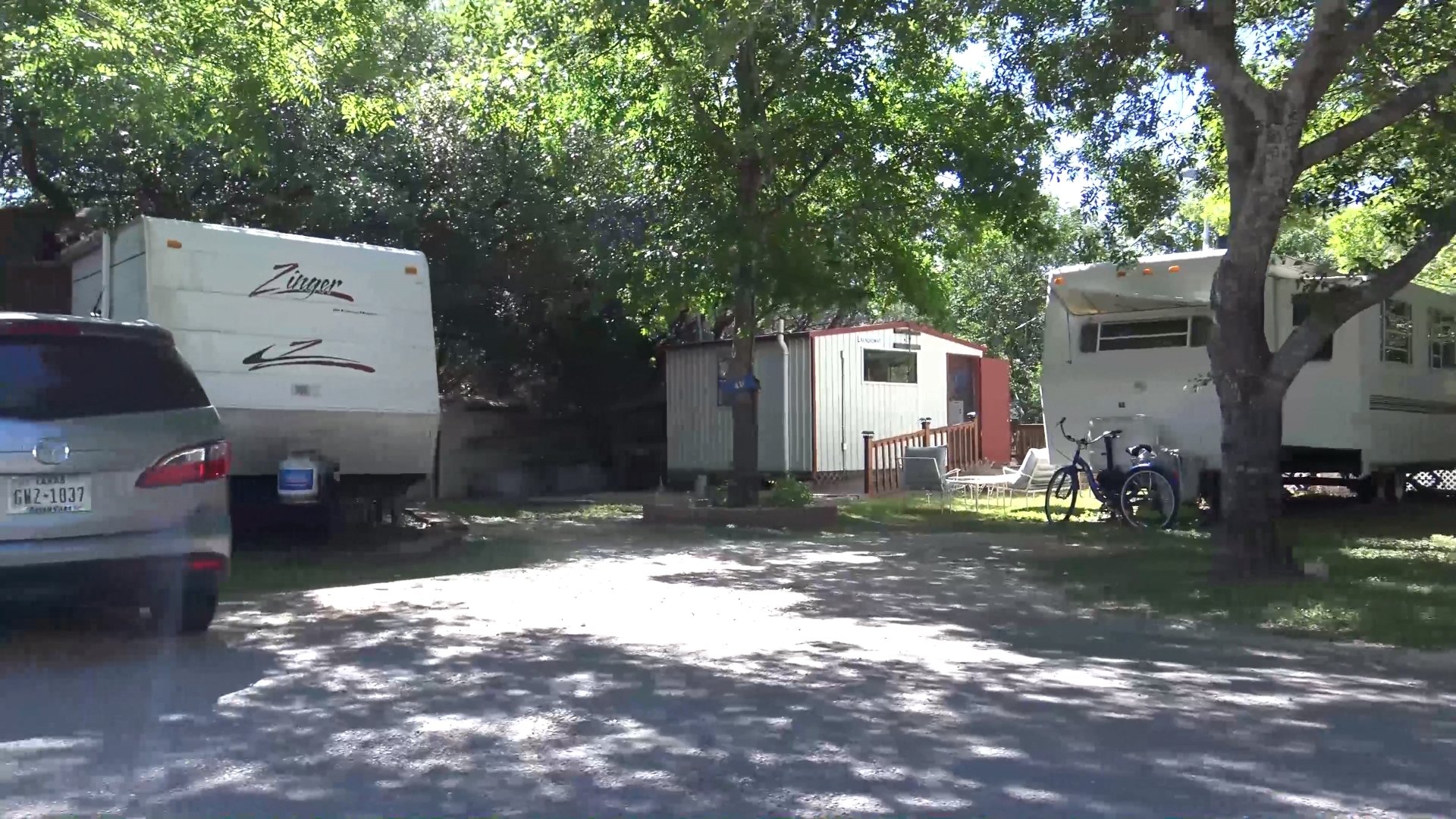 Austin RV Park and Inn | Lake Travis Inn and RV Park