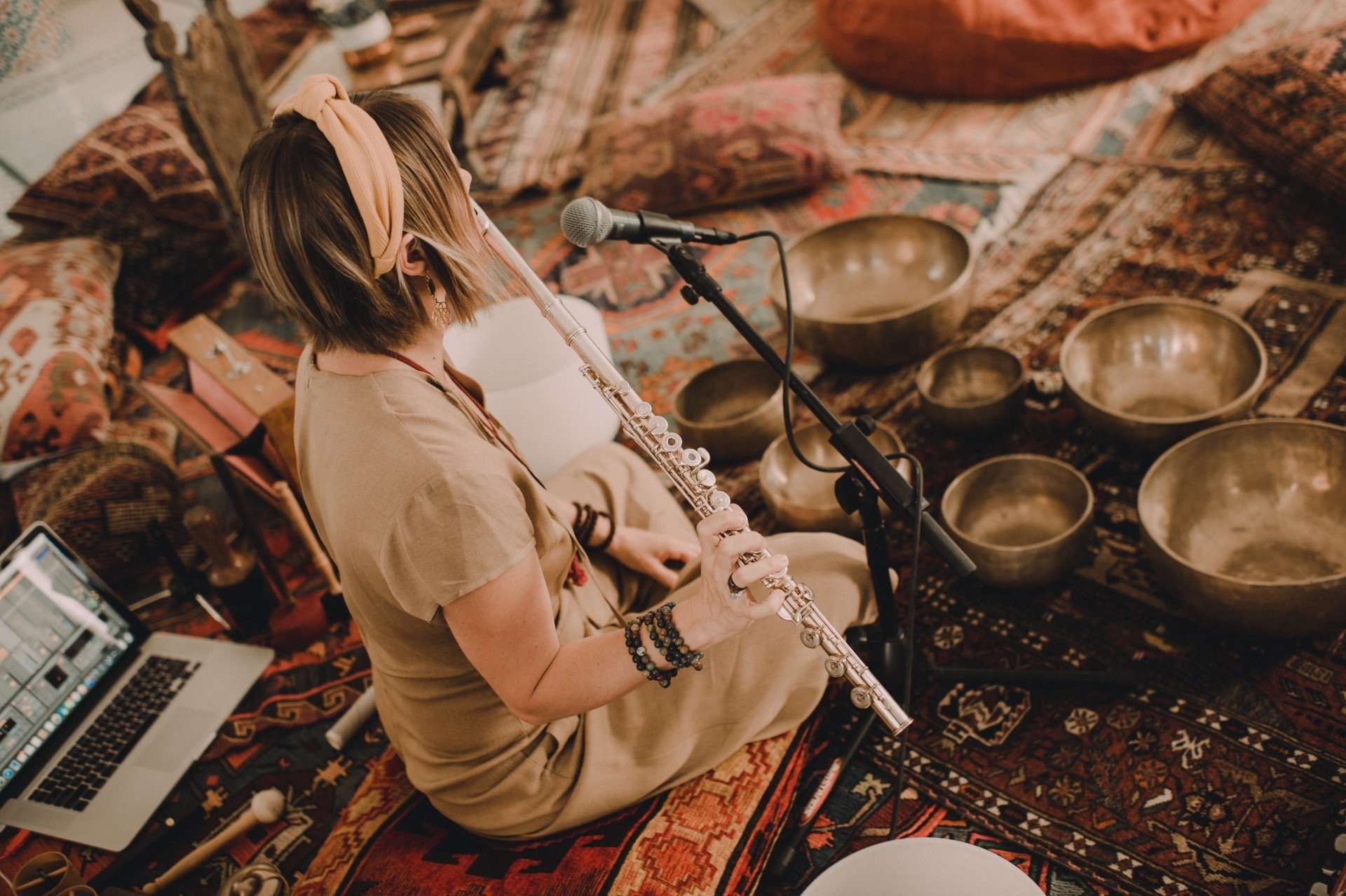 Divasonic | Southern California Sound Healer