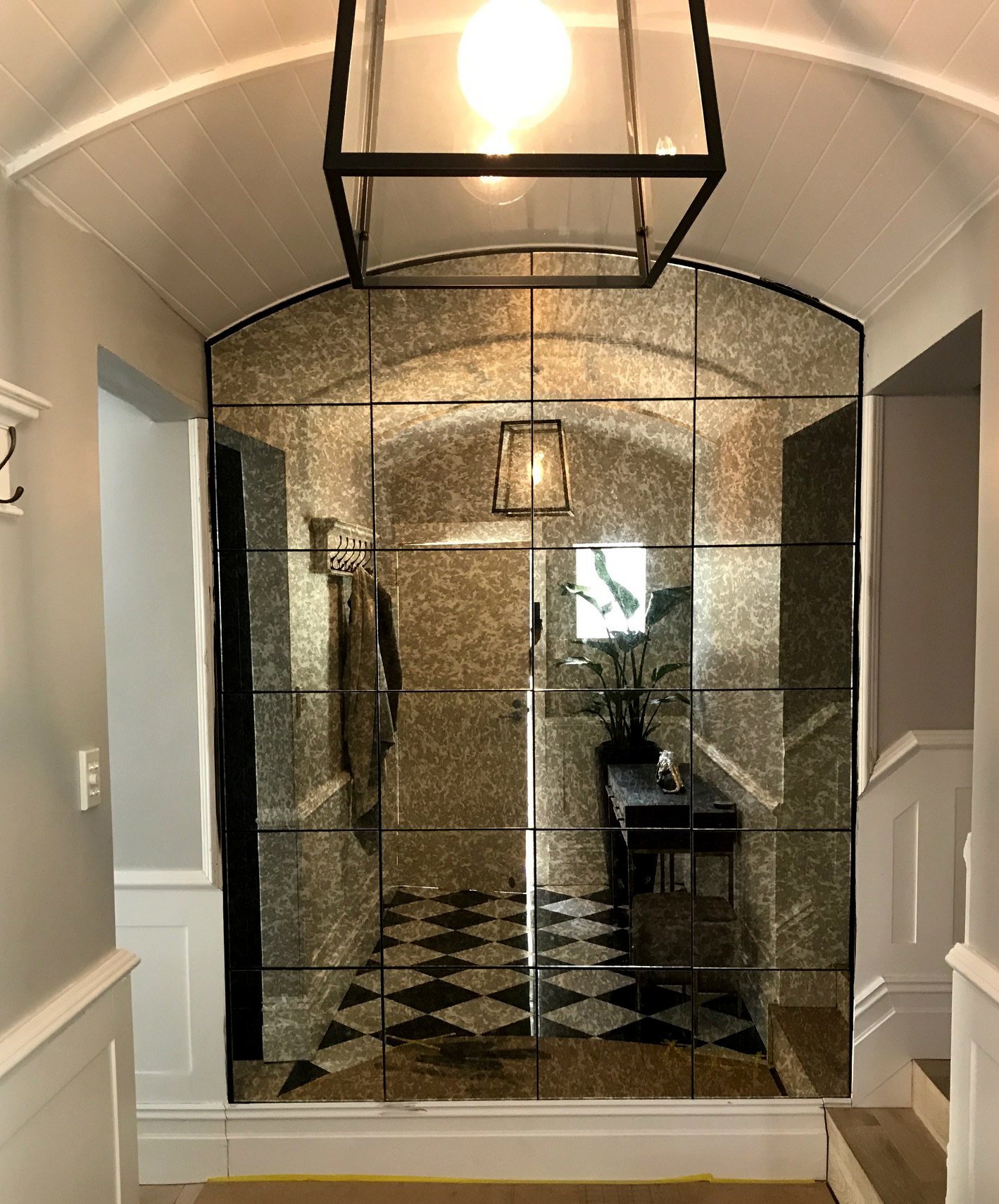 Custom Mirrors and Reflective Glass in Sydney | Spectrum Art Glass