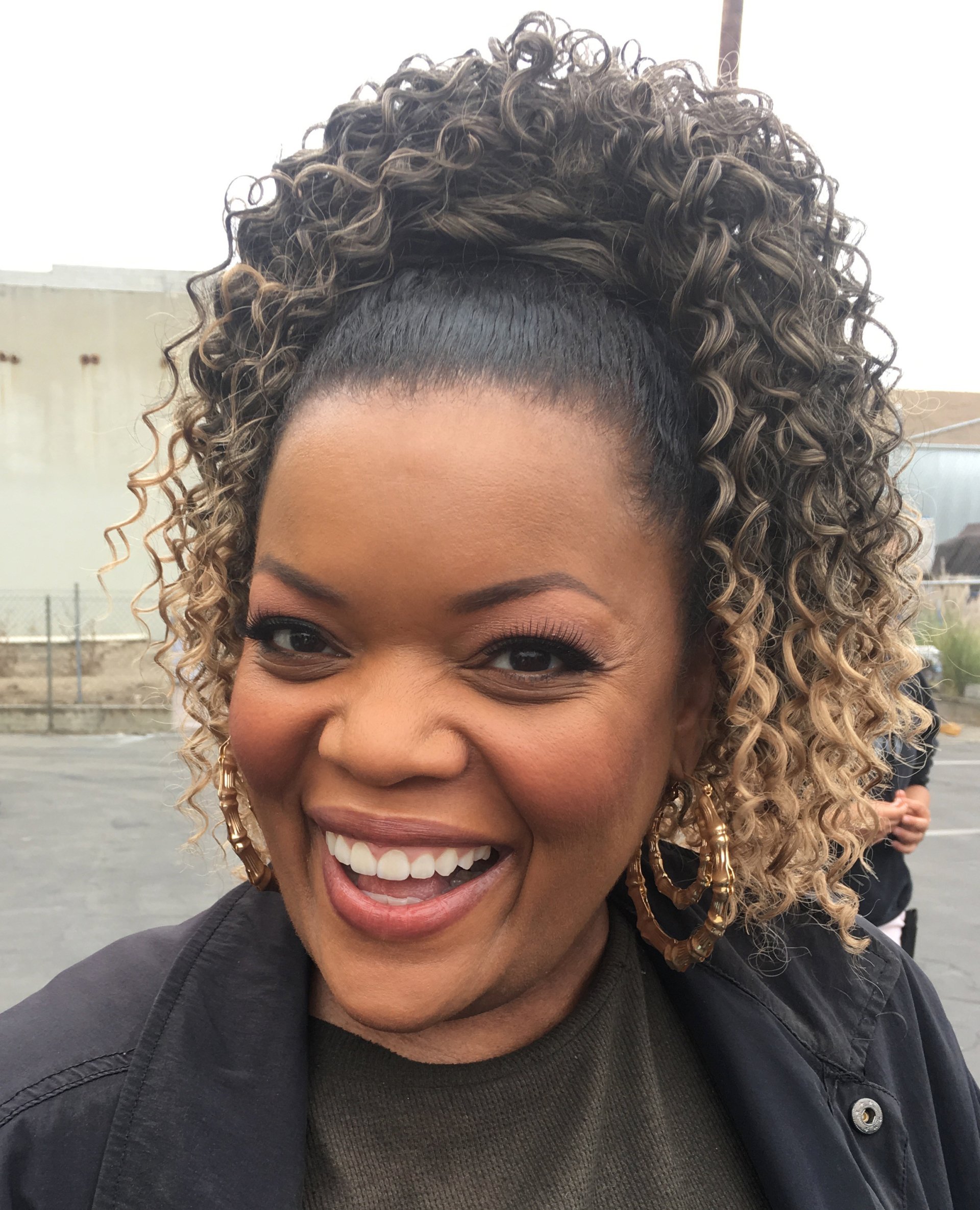 Beauty & Straight Make-ups by Jennifer Aspinall