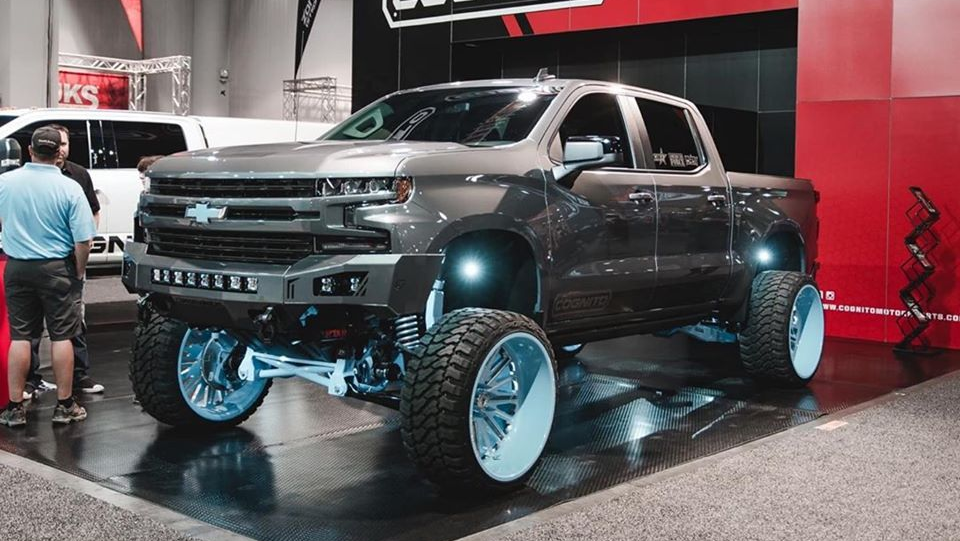 Truck & SUV Restyling Shop | Oklahoma | Texas | Cali Customs