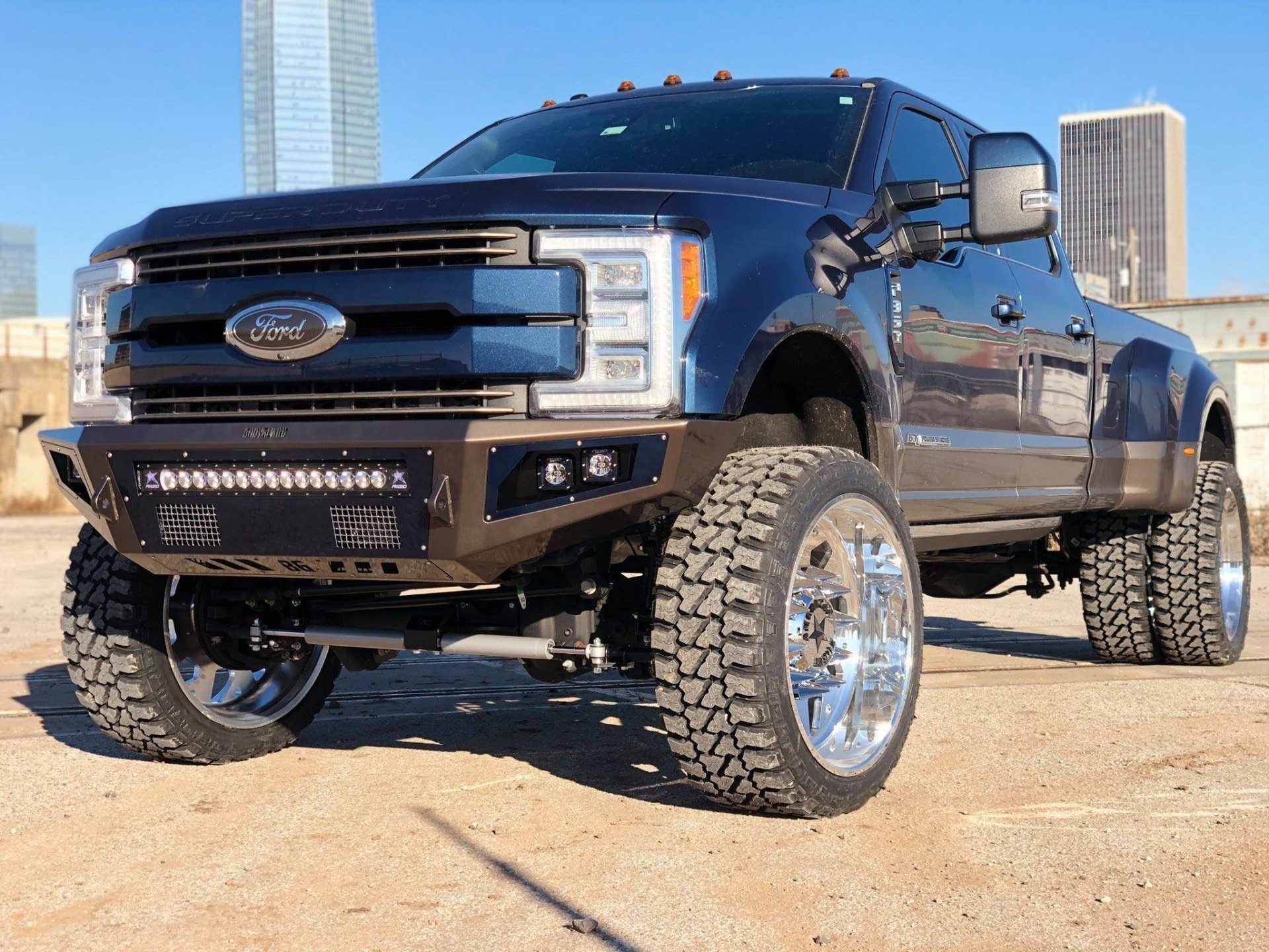Truck & SUV Restyling Shop | Oklahoma | Texas | Cali Customs