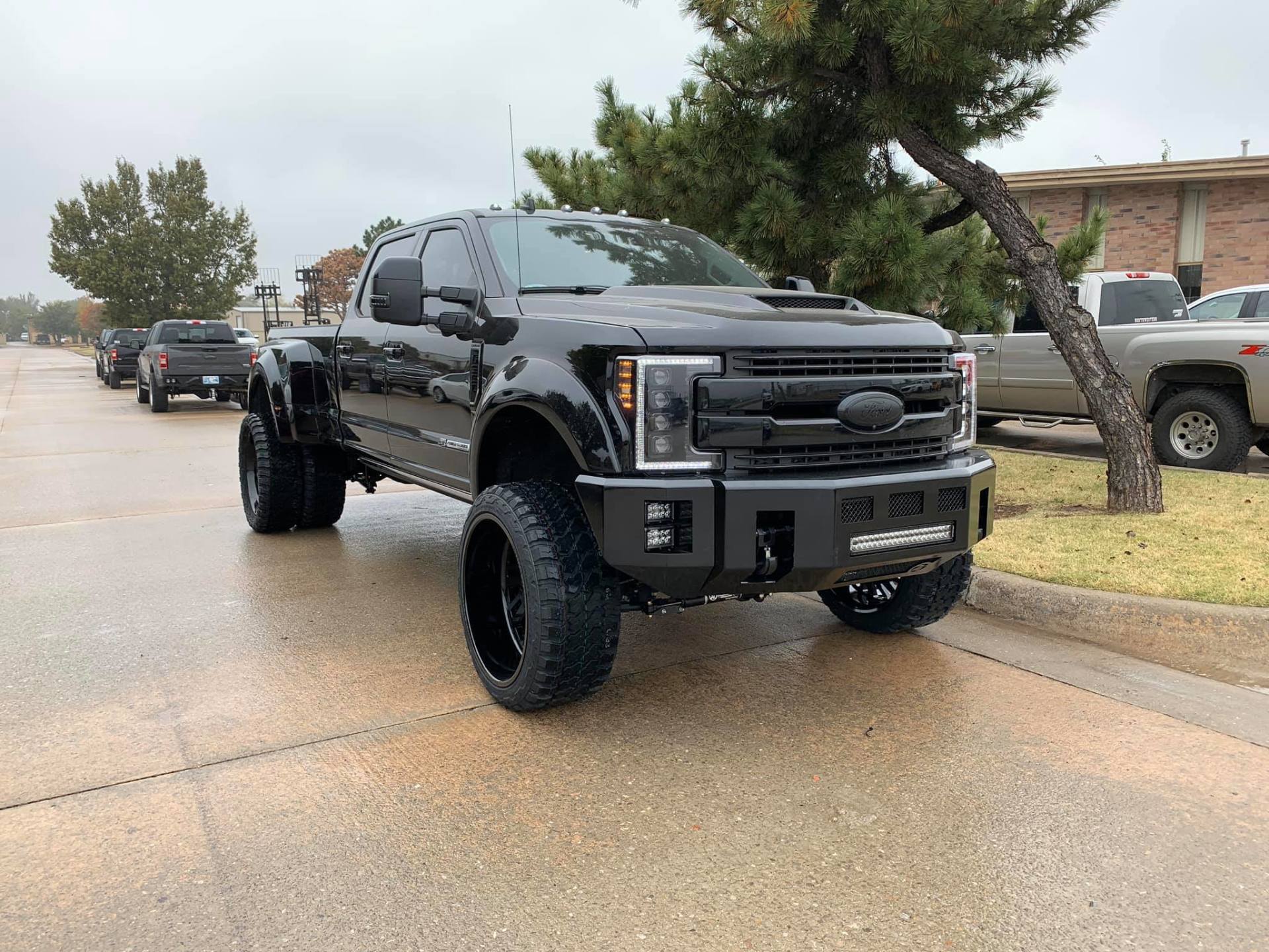 Truck & SUV Restyling Shop | Oklahoma | Texas | Cali Customs