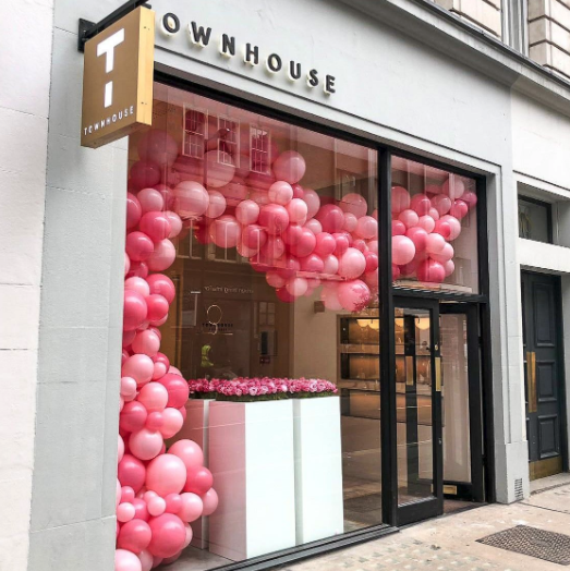Photos of Custom Balloon Designs for Retail Spaces