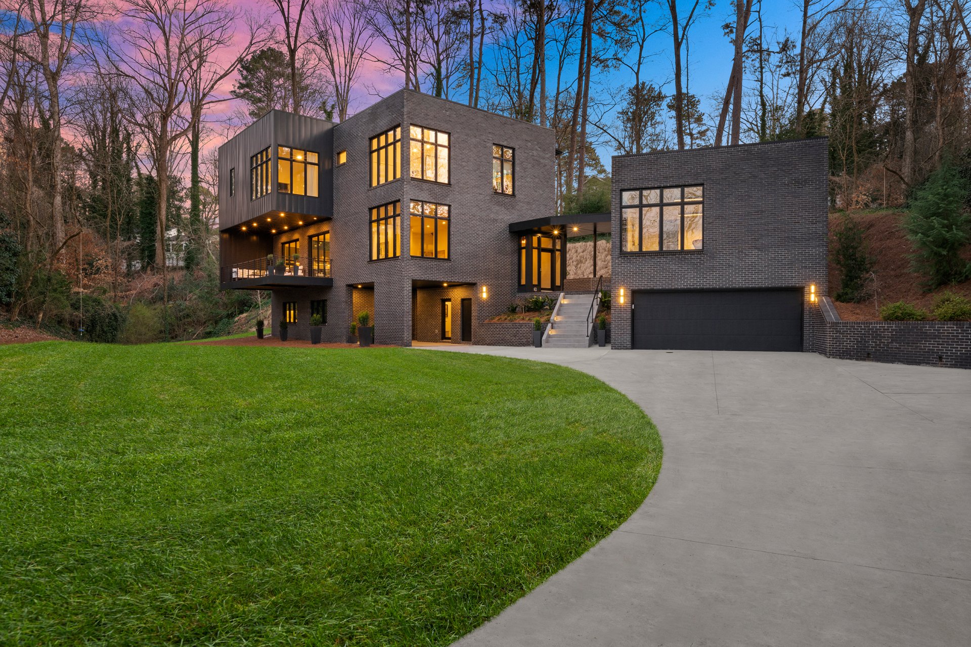 Professional Real Estate Photographer in Atlanta, GA