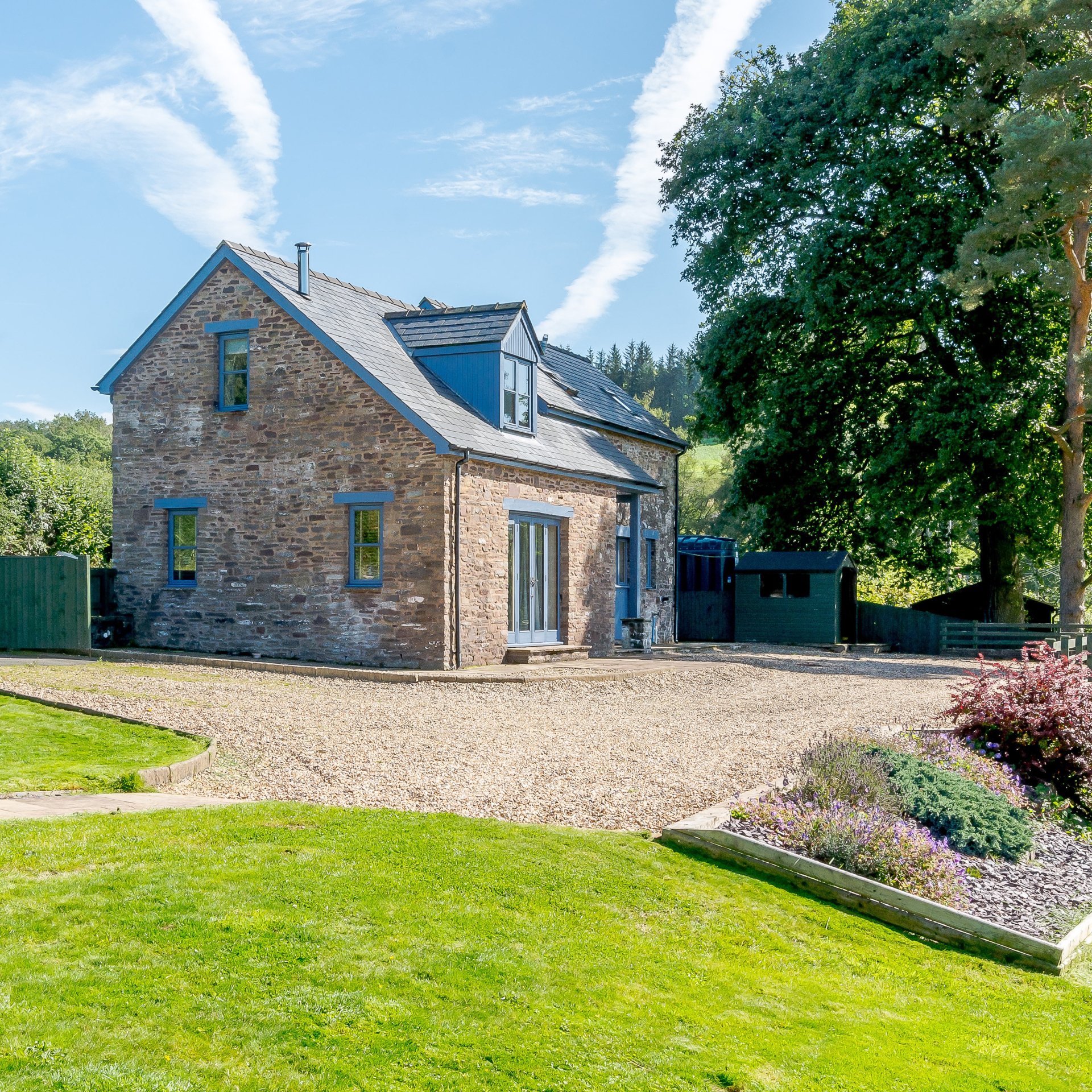 Welcome to the Brecon Beacons - where to stay here...
