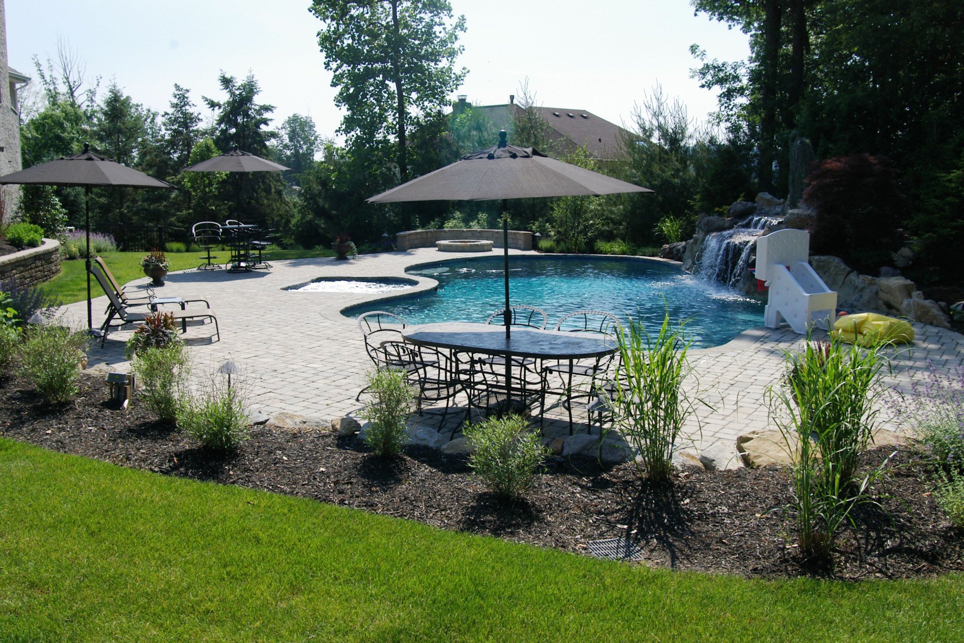Pool Settings | Cashman Landscape Management & Design Inc.
