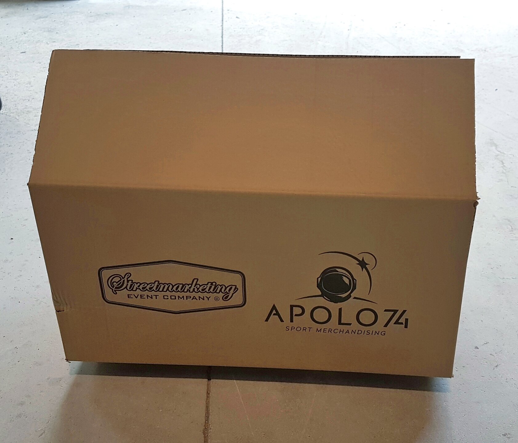 Cajas personalizadas · Merchandising · Streetmarketing