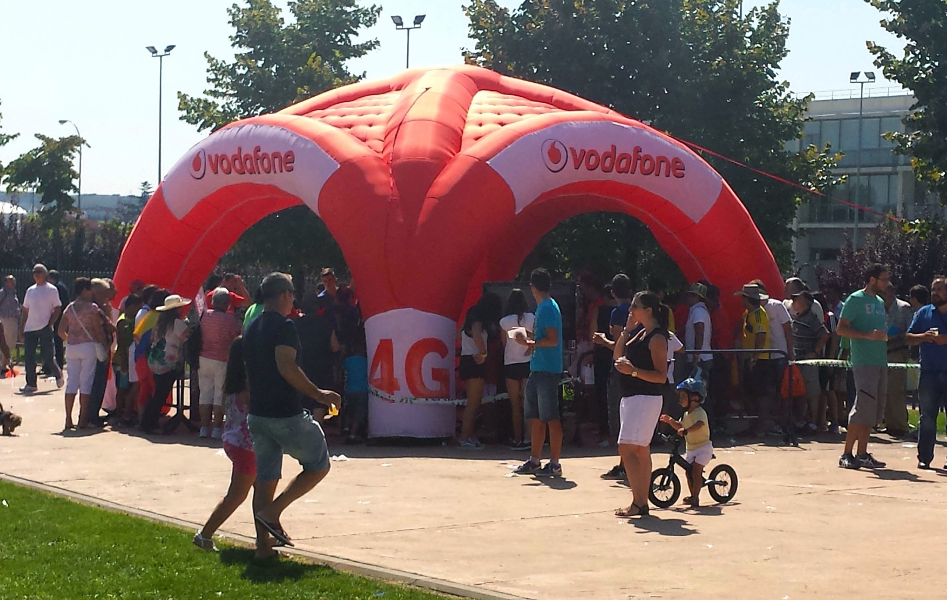 Carpas Hinchables · Soportes publicitarios · Streetmarketing