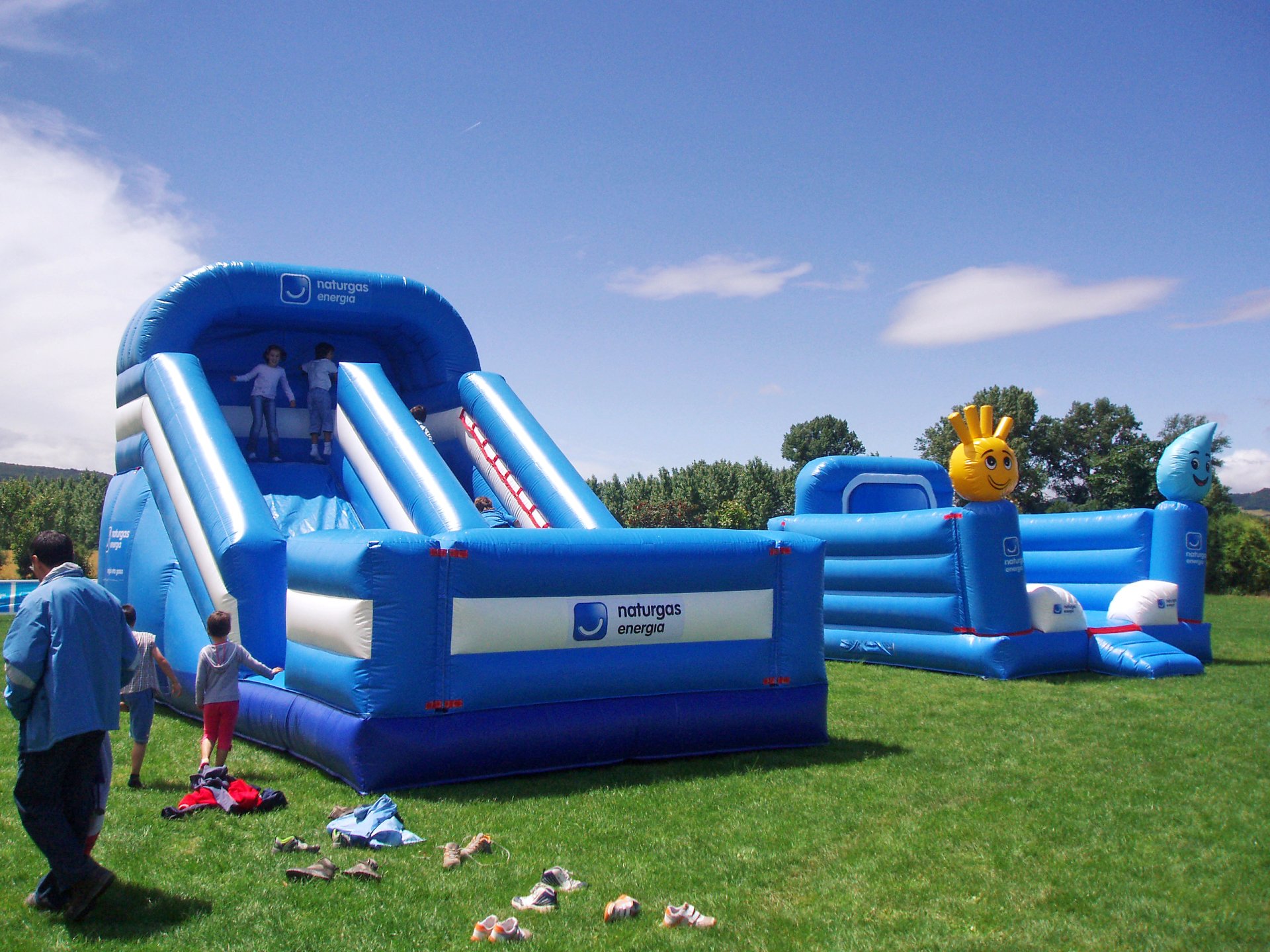 Hinchables deportivos infantiles · Streetmarketing