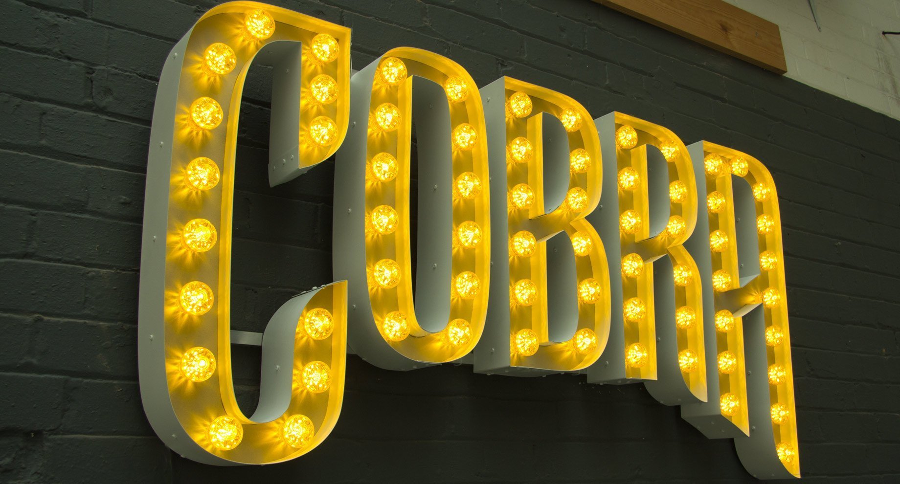 illuminated shop signs led back lit signs watford hertfordshire harrow ...