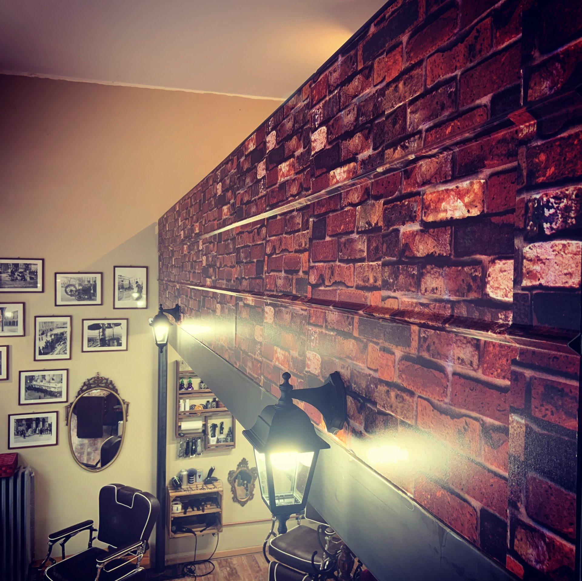 The drunken barber shop - Cristian barbiere salone di Milano