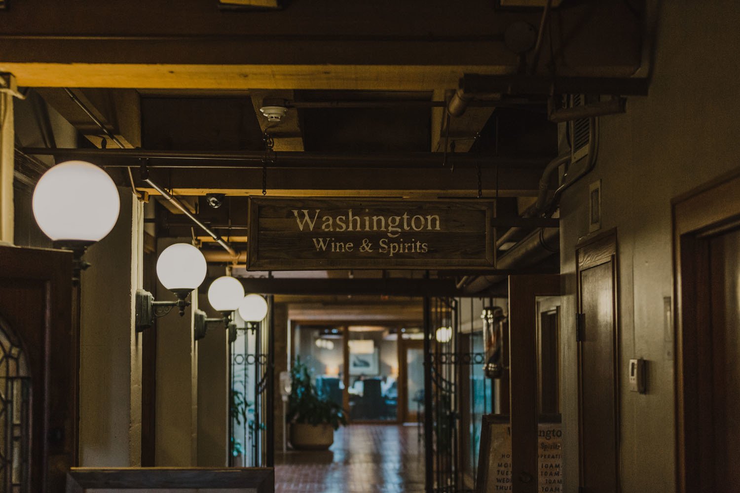 Washington Plaza Gallery - White Columns Apartments + Washington Plaza