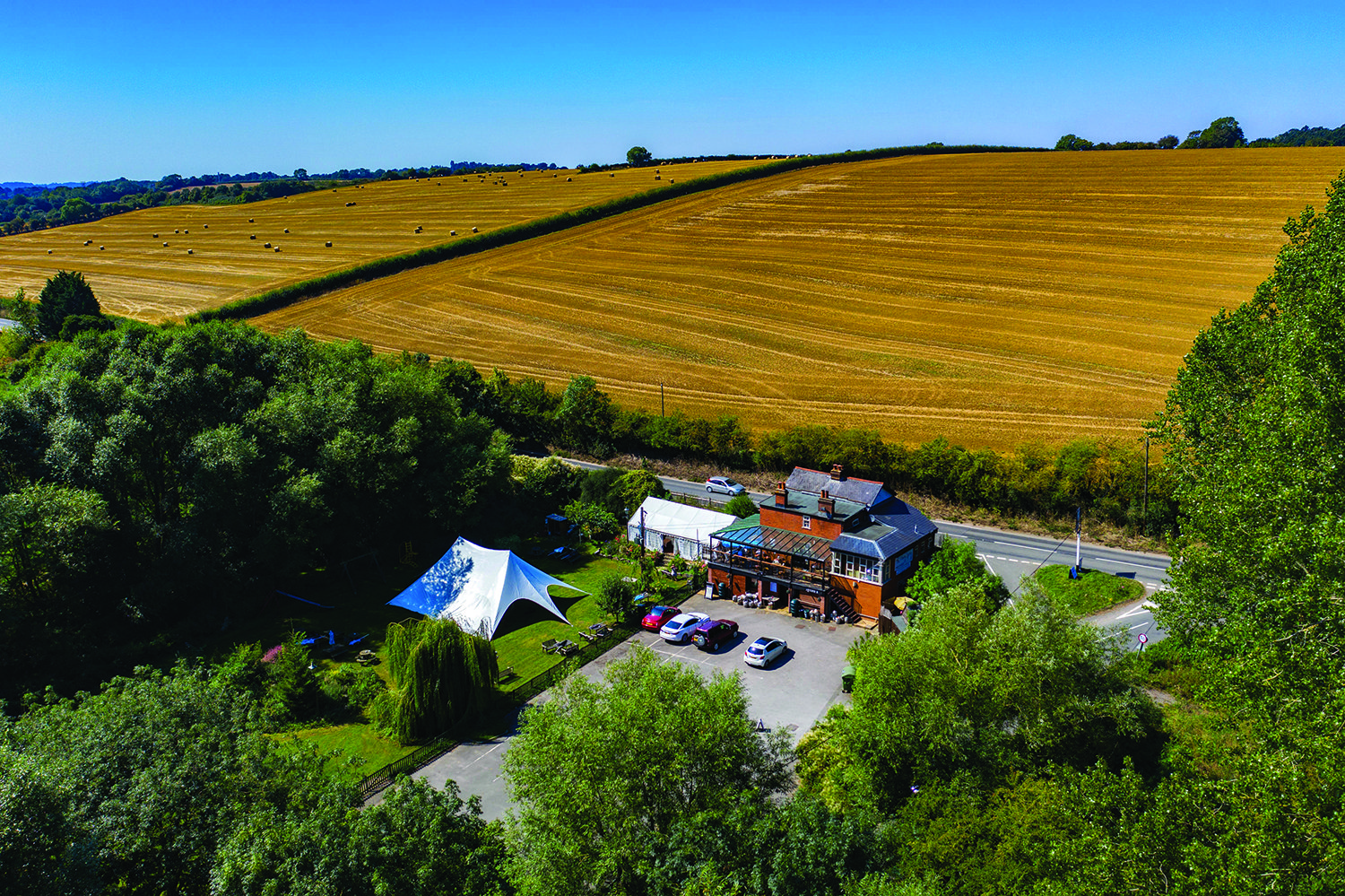 The Flowing Spring Pub, Playhatch, Oxfordshire RG4 9RB