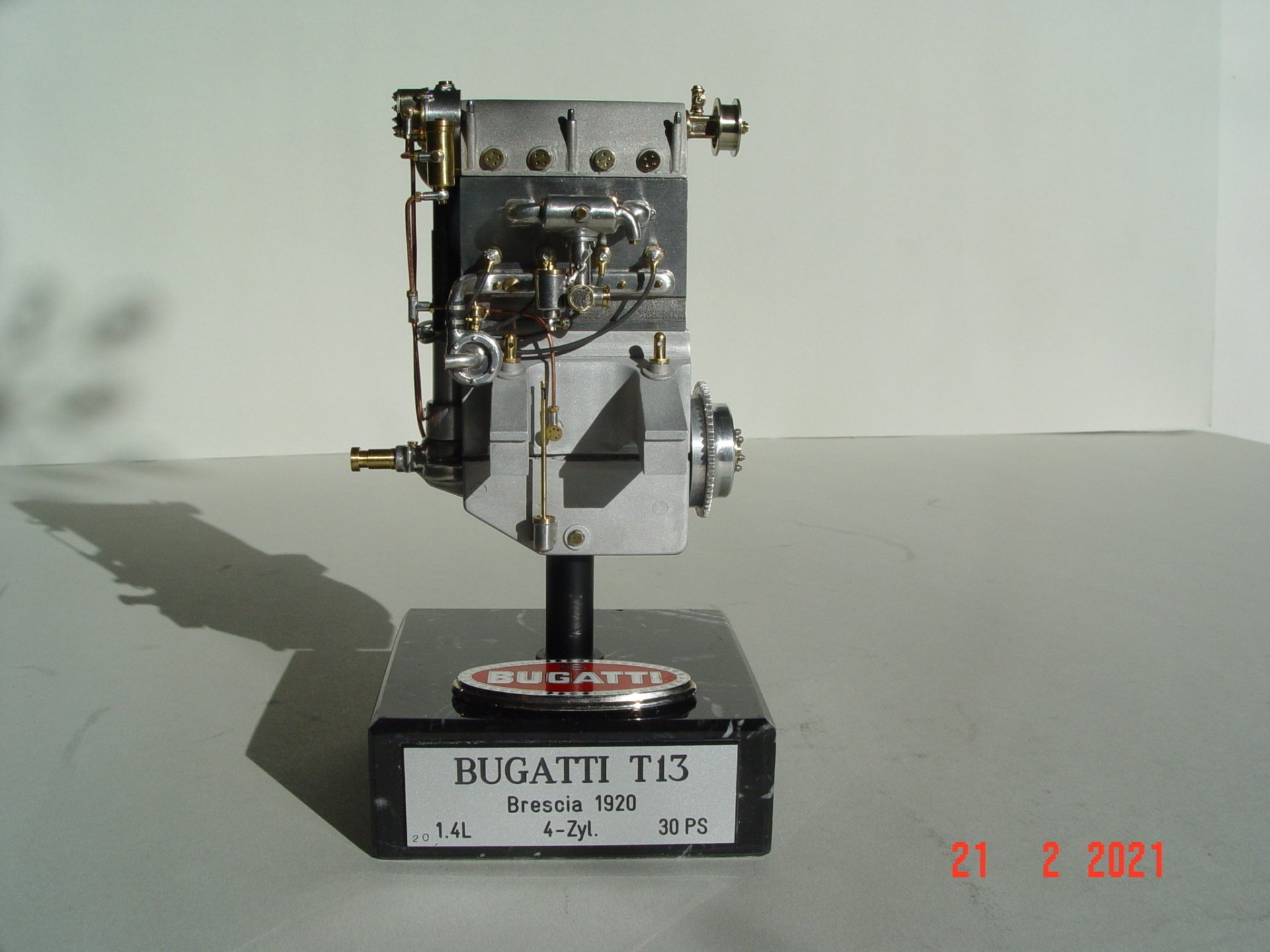 Bugatti 4 Zyl. 1.4L in T13 Brescia