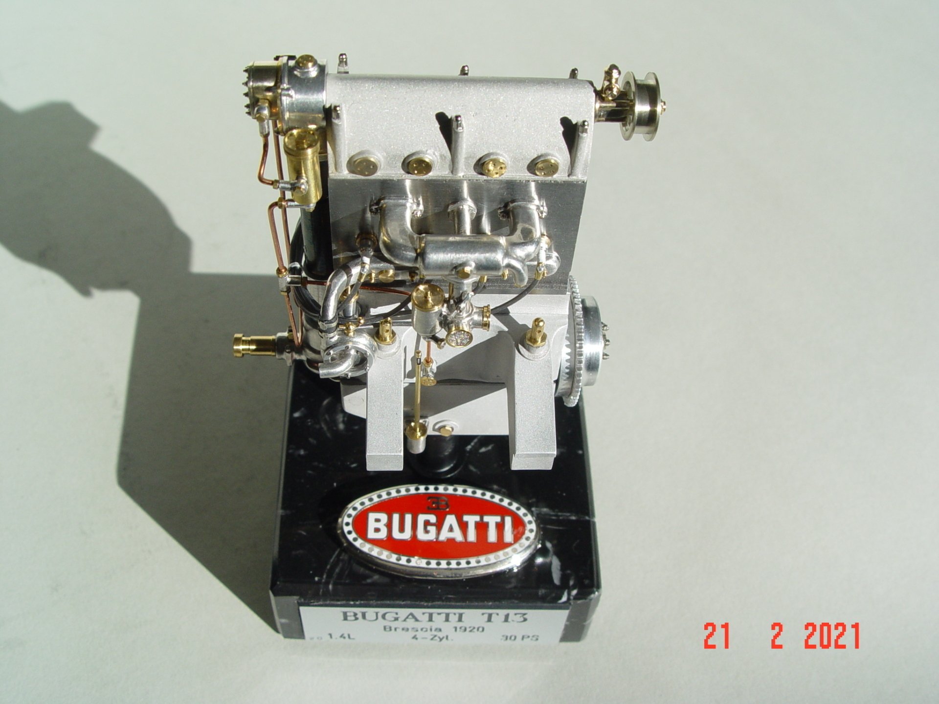 Bugatti 4 Zyl. 1.4L in T13 Brescia