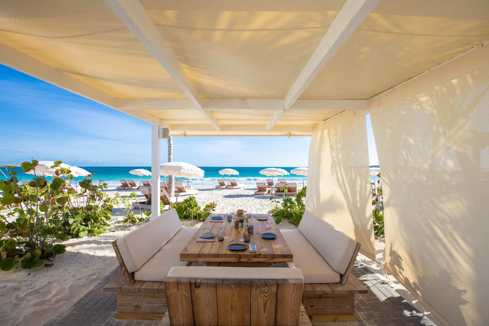 Coco Beach Restaurant | Home