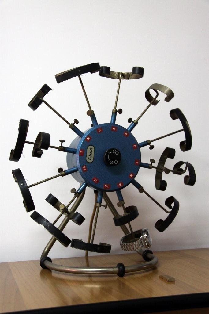 Revisioni orologi - Bari - La Macchina del Tempo