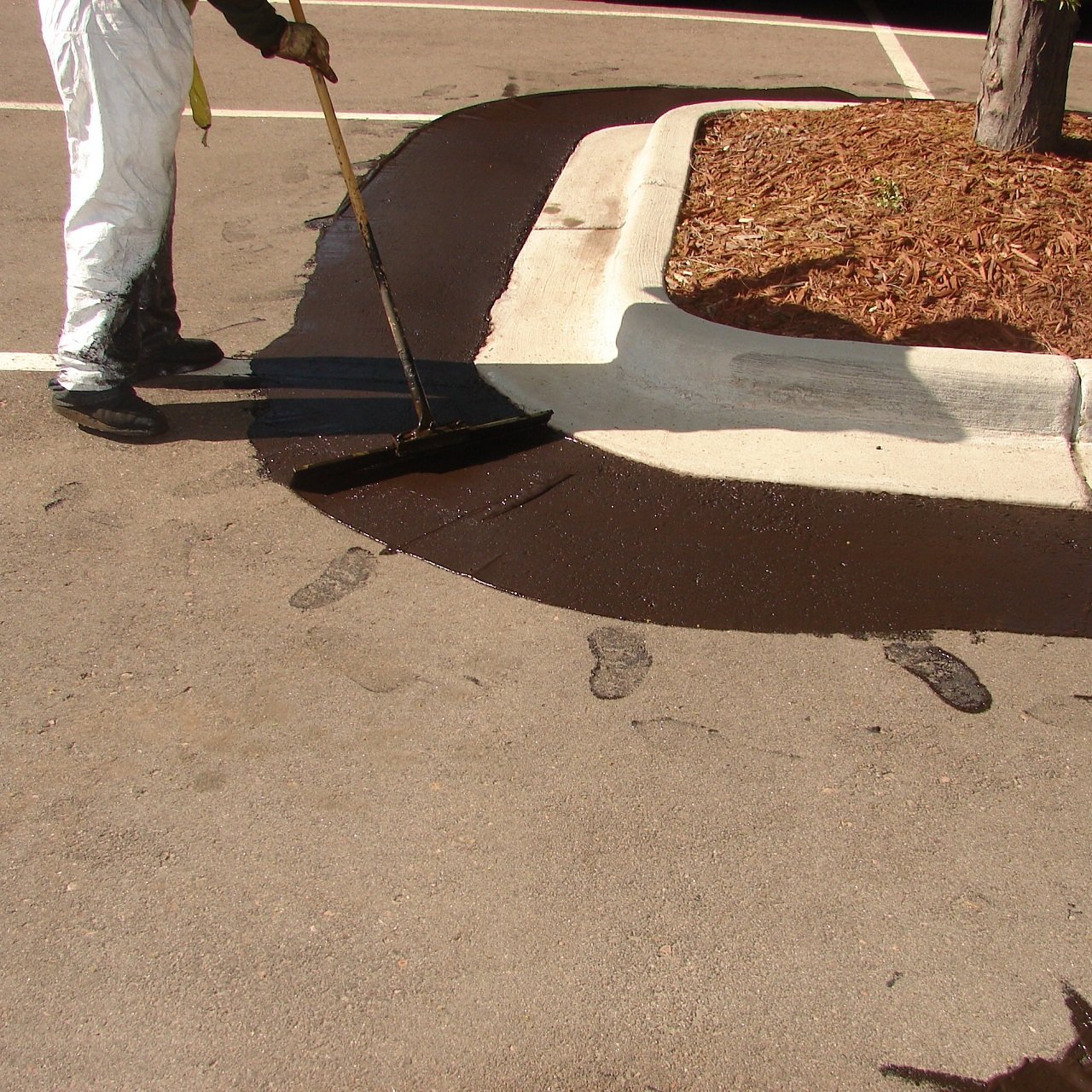 Asphalt Sealcoating | Denver, CO | 5280 Asphalt Paving Contractors