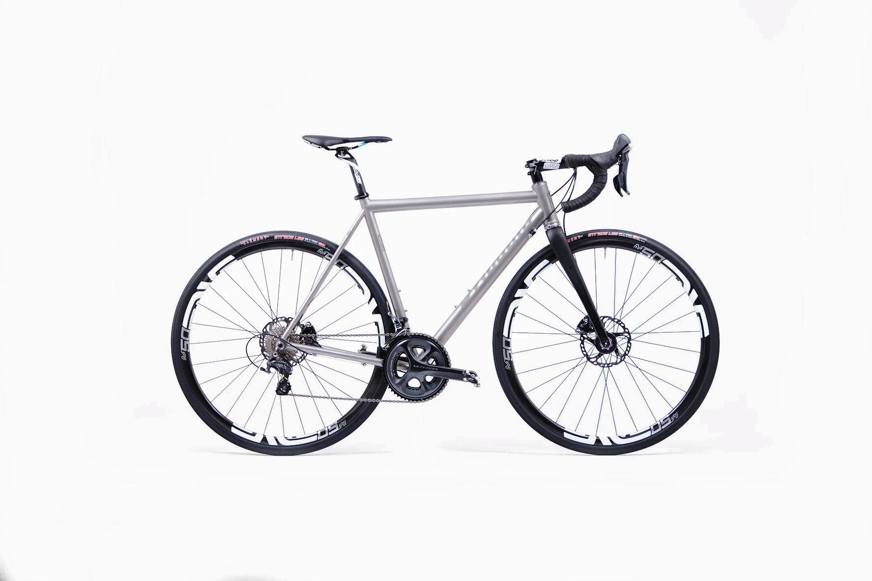 Custom steel | titanium bike frame builder Mosaic. Titanium bike Singapore