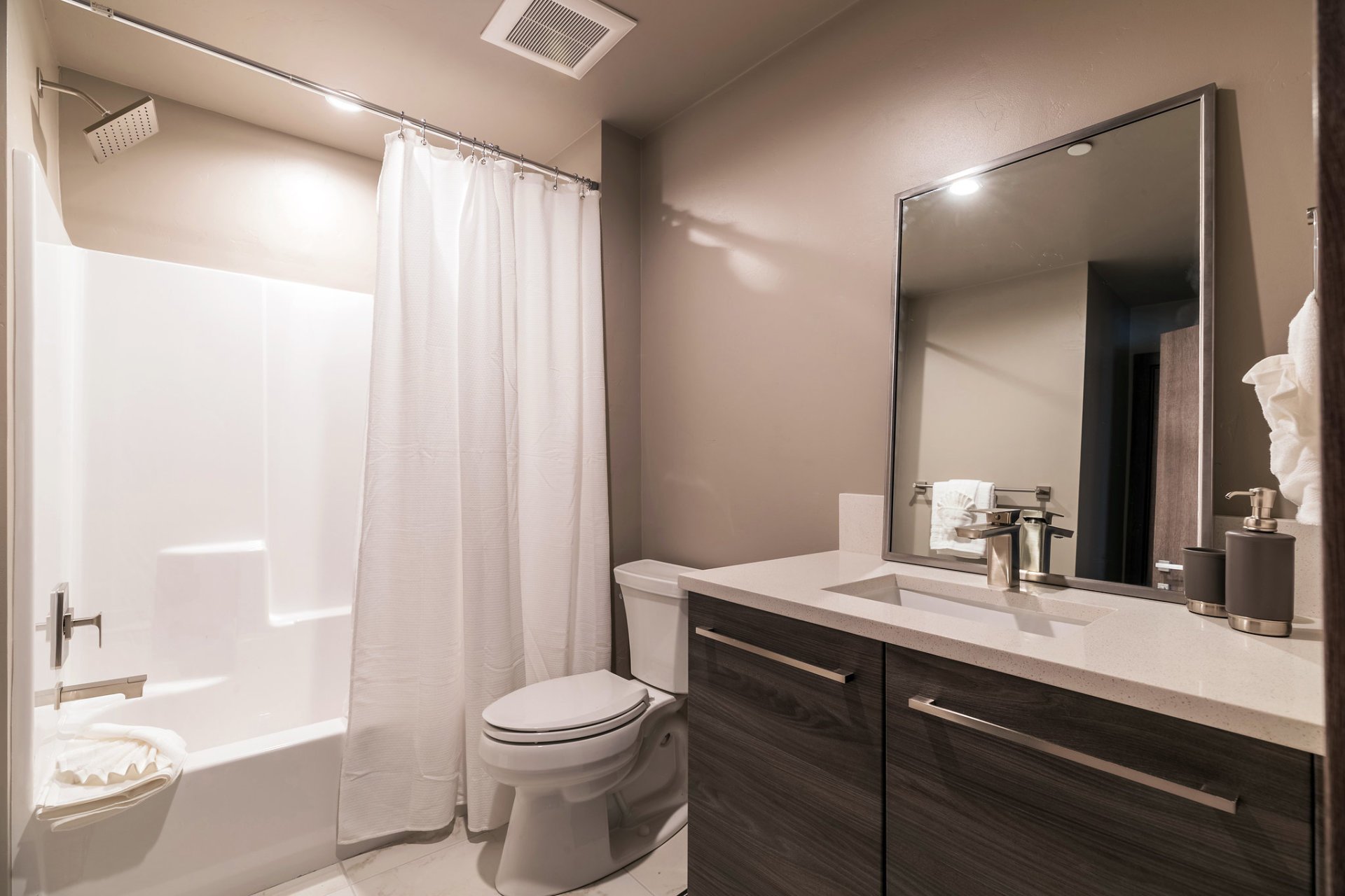 Photo Gallery - Chambers Lofts