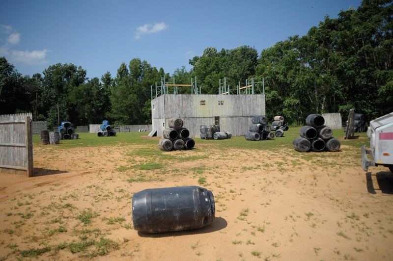 Nuke Town - Splatbrothers Paintball Park | Let's Play Paintball