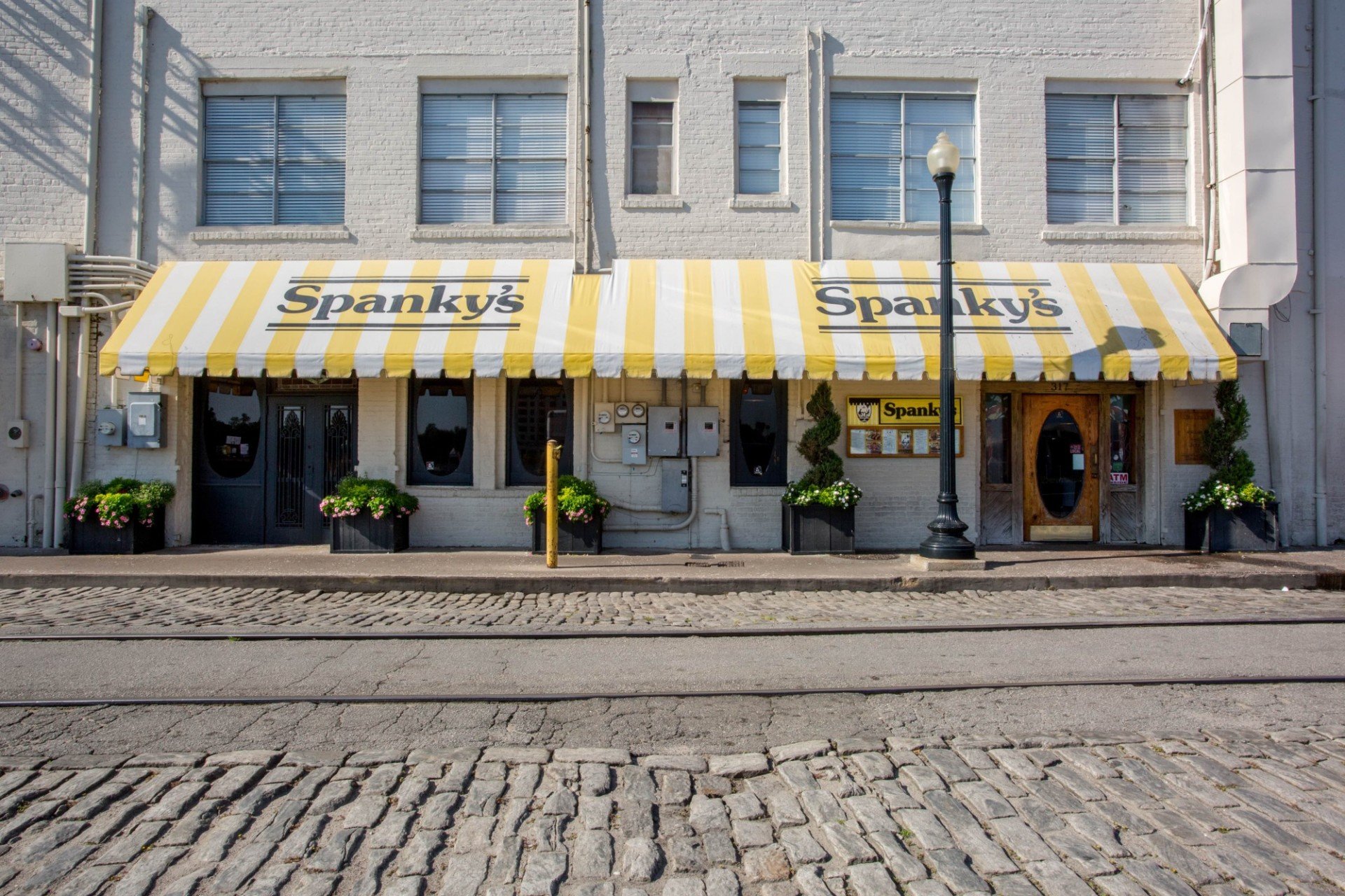 Photos | Spanky's River Street - Original Chicken Finger