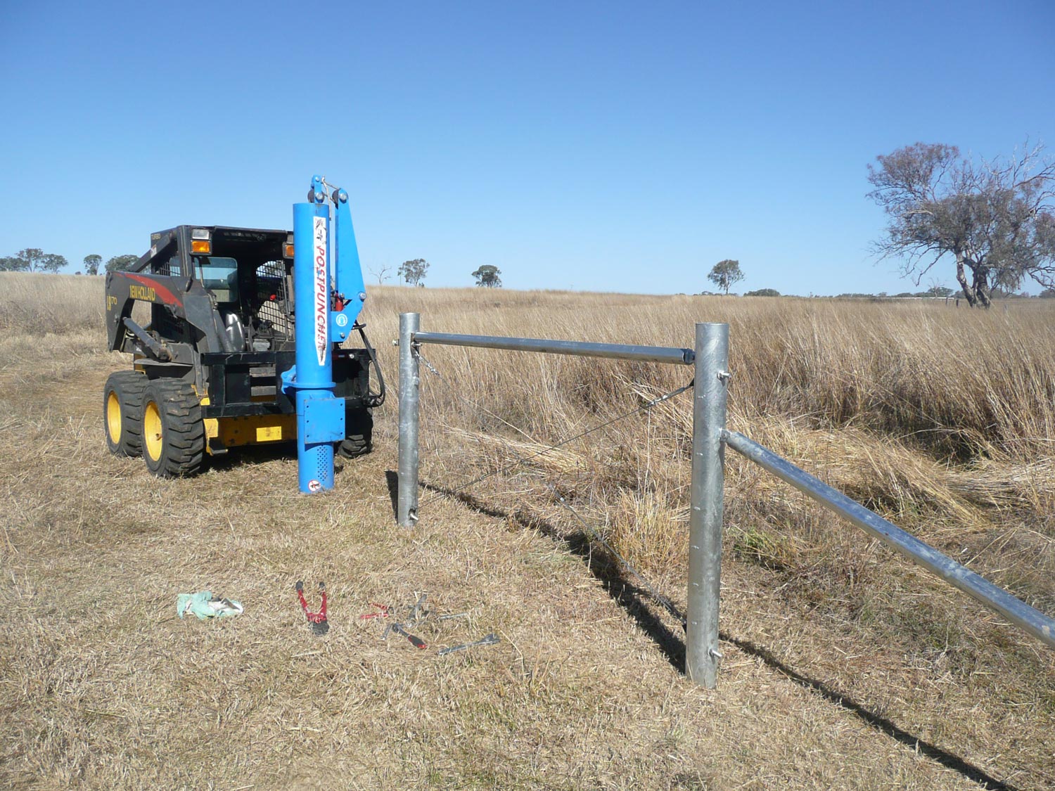 Rural Farm Fencing Machinery & Equipment Australia | QuikFence